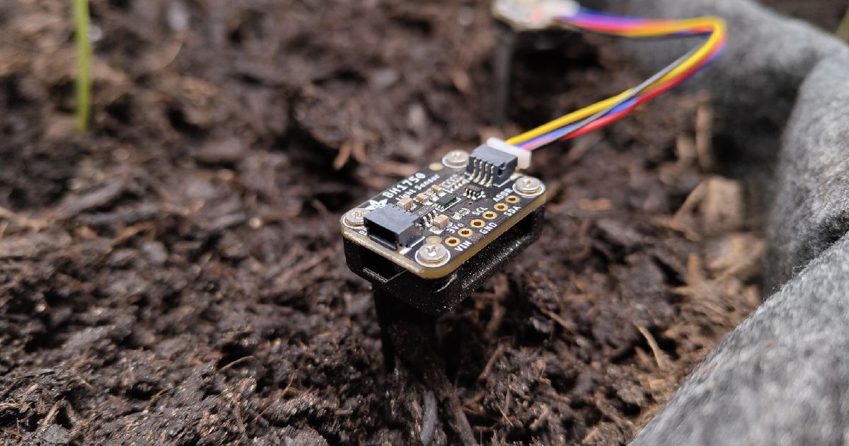 Stemma QT - Sensor Soil Mount by Chrismettal - Binary-6 | Download free STL model | Printables.com