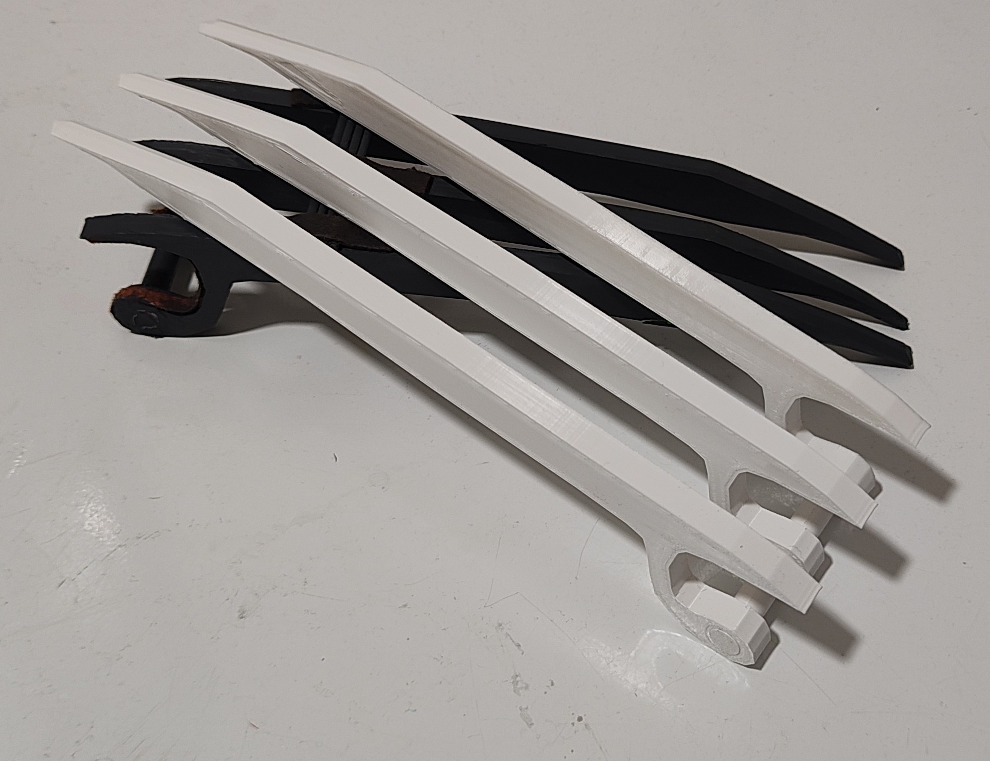 Simple Wolverine's claws (Wolverine) by Matax | Download free STL model ...