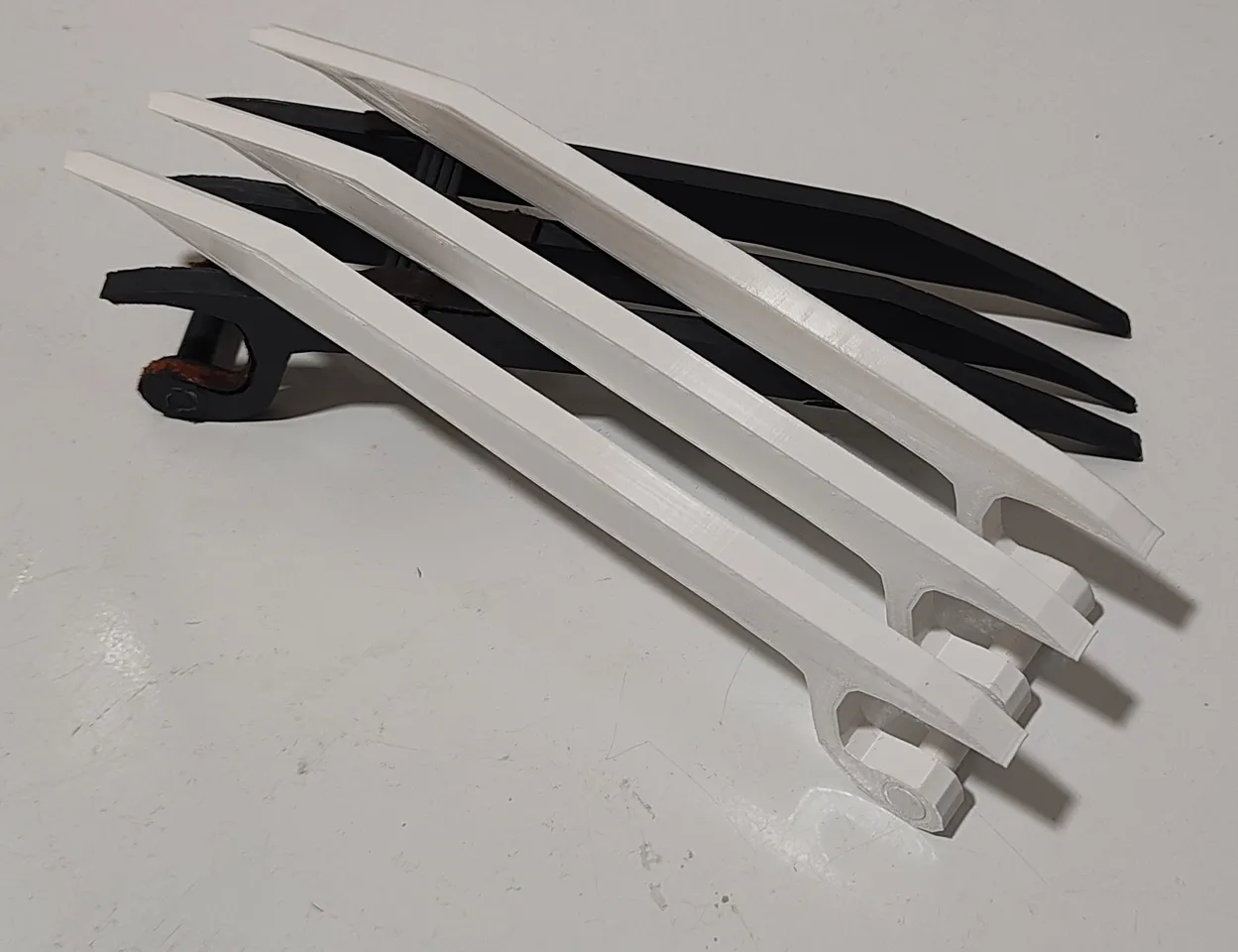 Simple Wolverine's claws (Wolverine) by Matax | Download free STL model ...