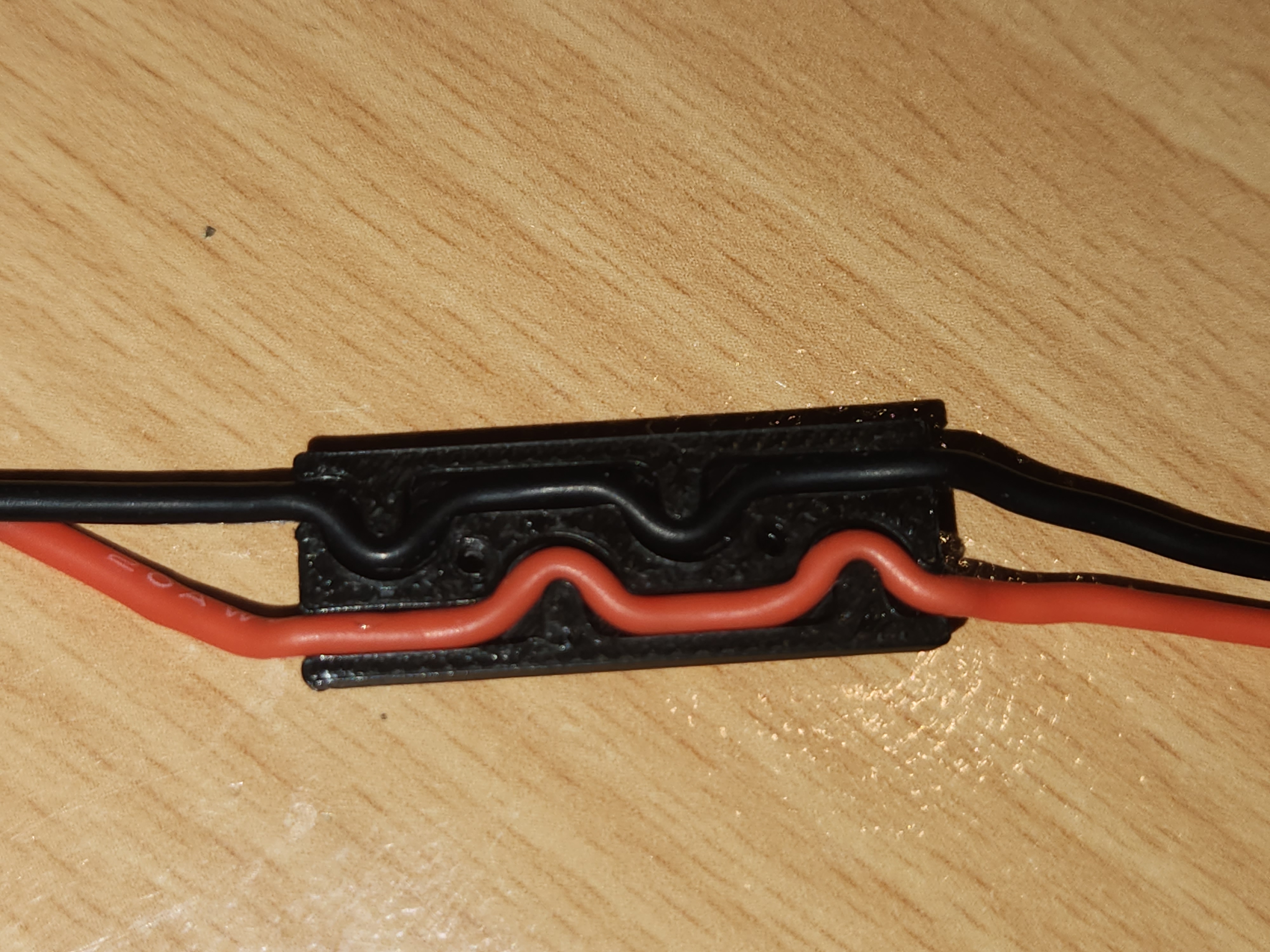Cable / wire strain relief by jufy111 | Download free STL model ...