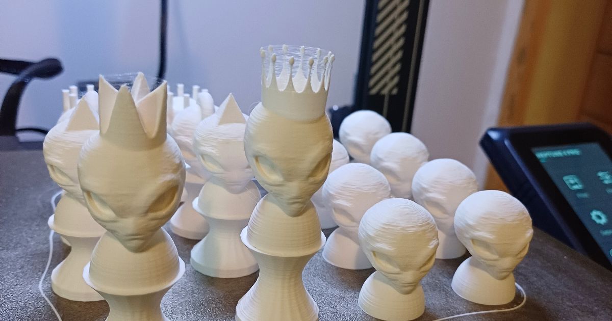 alien head chess set by Hrvoje Huskić | Download free STL model ...