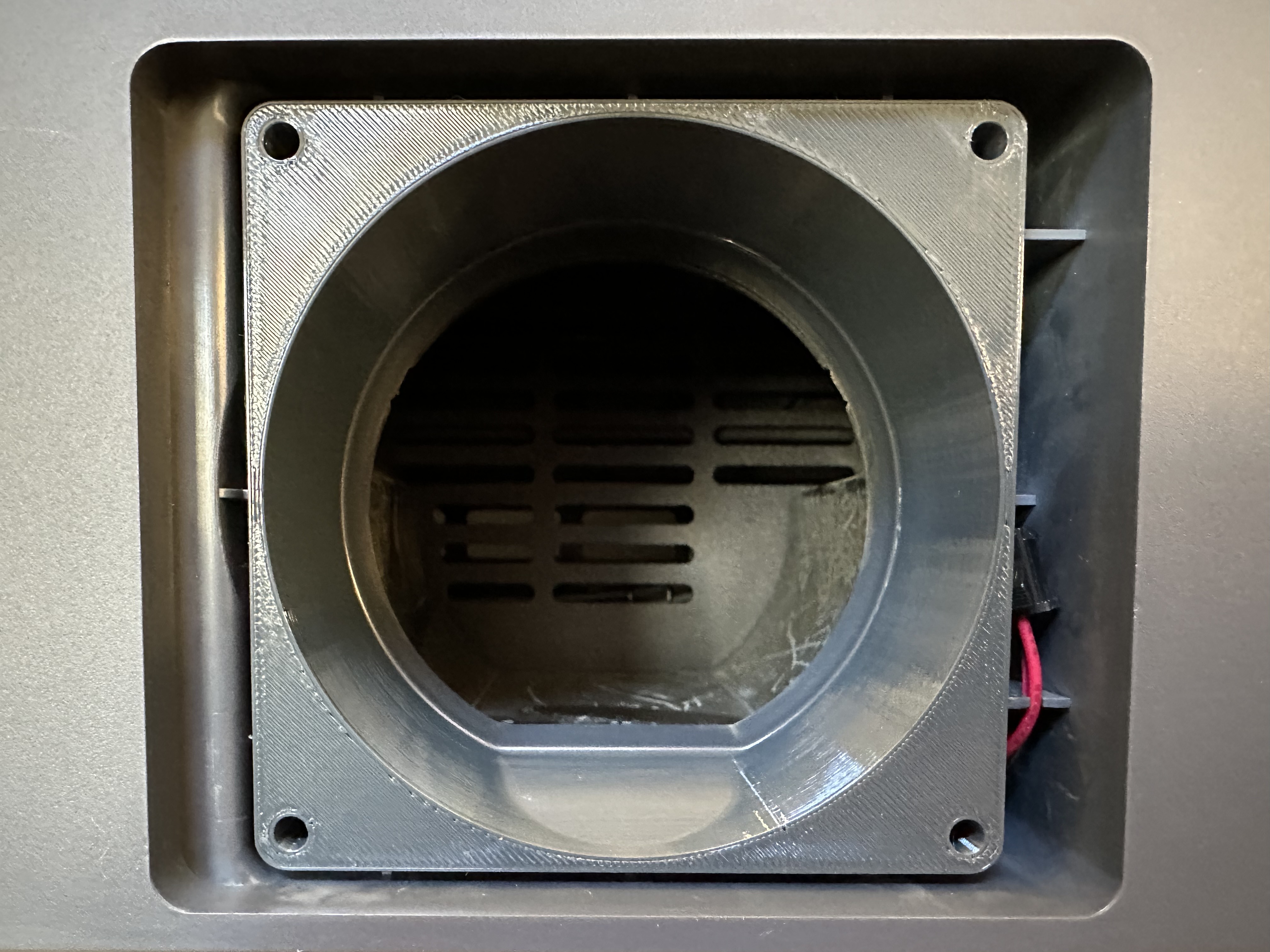 Parametric xTool P2 Exhaust Duct Adapter and Internal Fan Spacer by ...