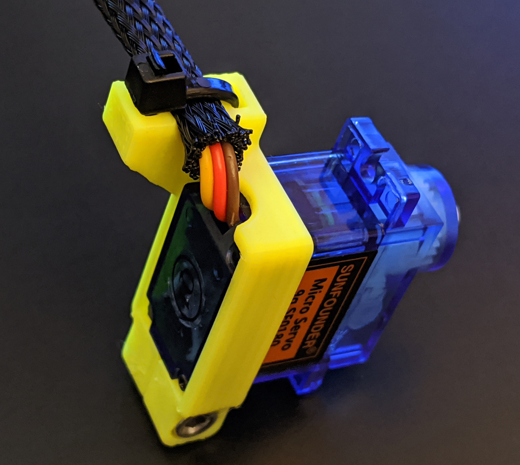 Strain Relief for Micro Servo par reallifeonhold | Téléchargez ...