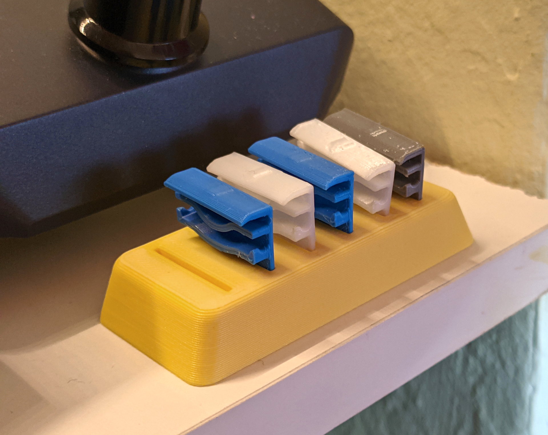 Holder for Grandma's Favorite Filament Clip by picklealien | Download ...