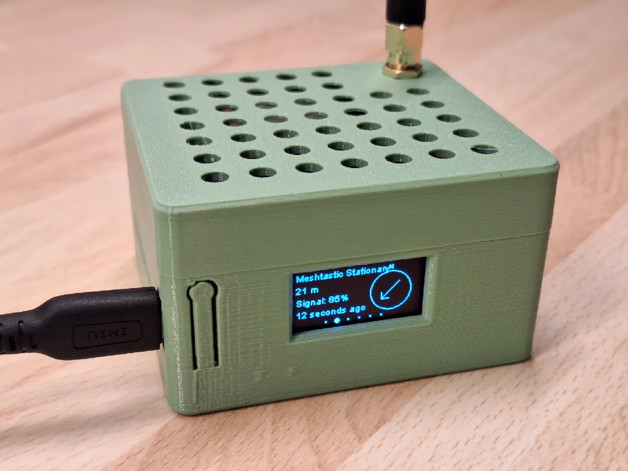 Meshtastic Heltec V3 housing with space for GPS and battery by HD_Creator | Download free STL ...