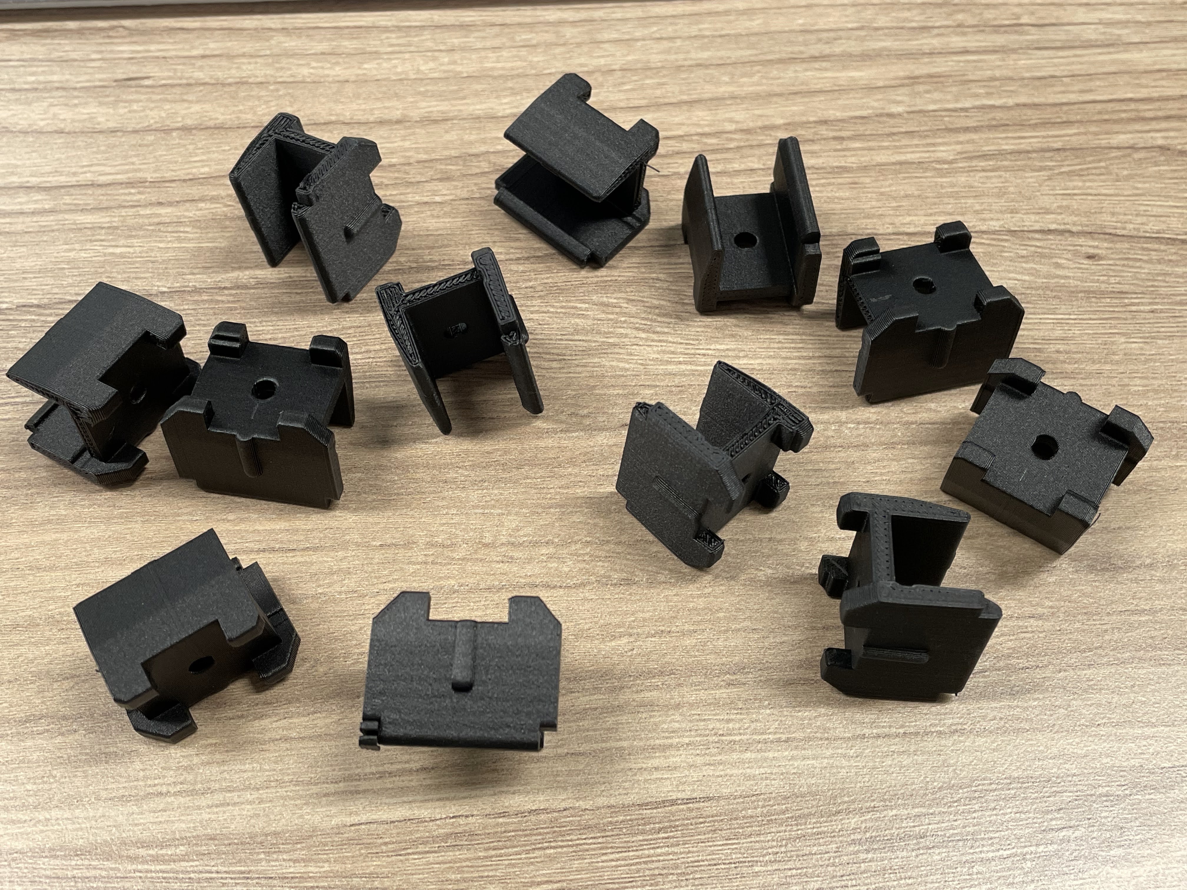 TV Antenna COLOR - Clamps by Javar | Download free STL model ...