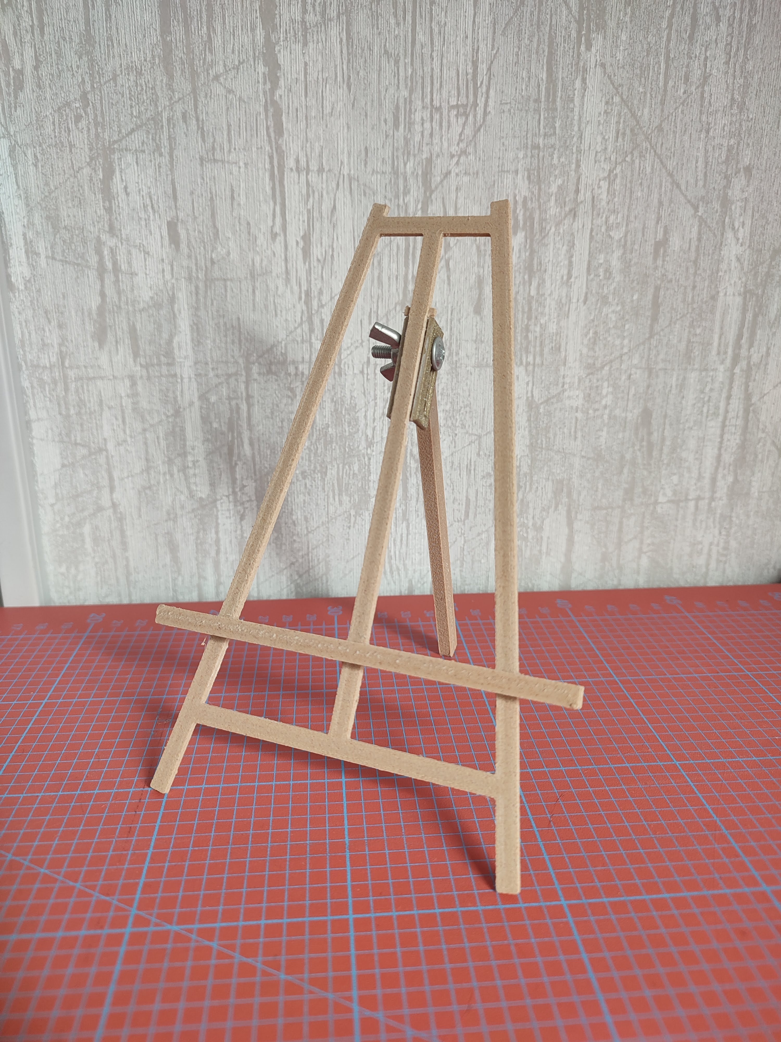 Easel for decoration and presentation by Thorsten Hoffleit | Download ...