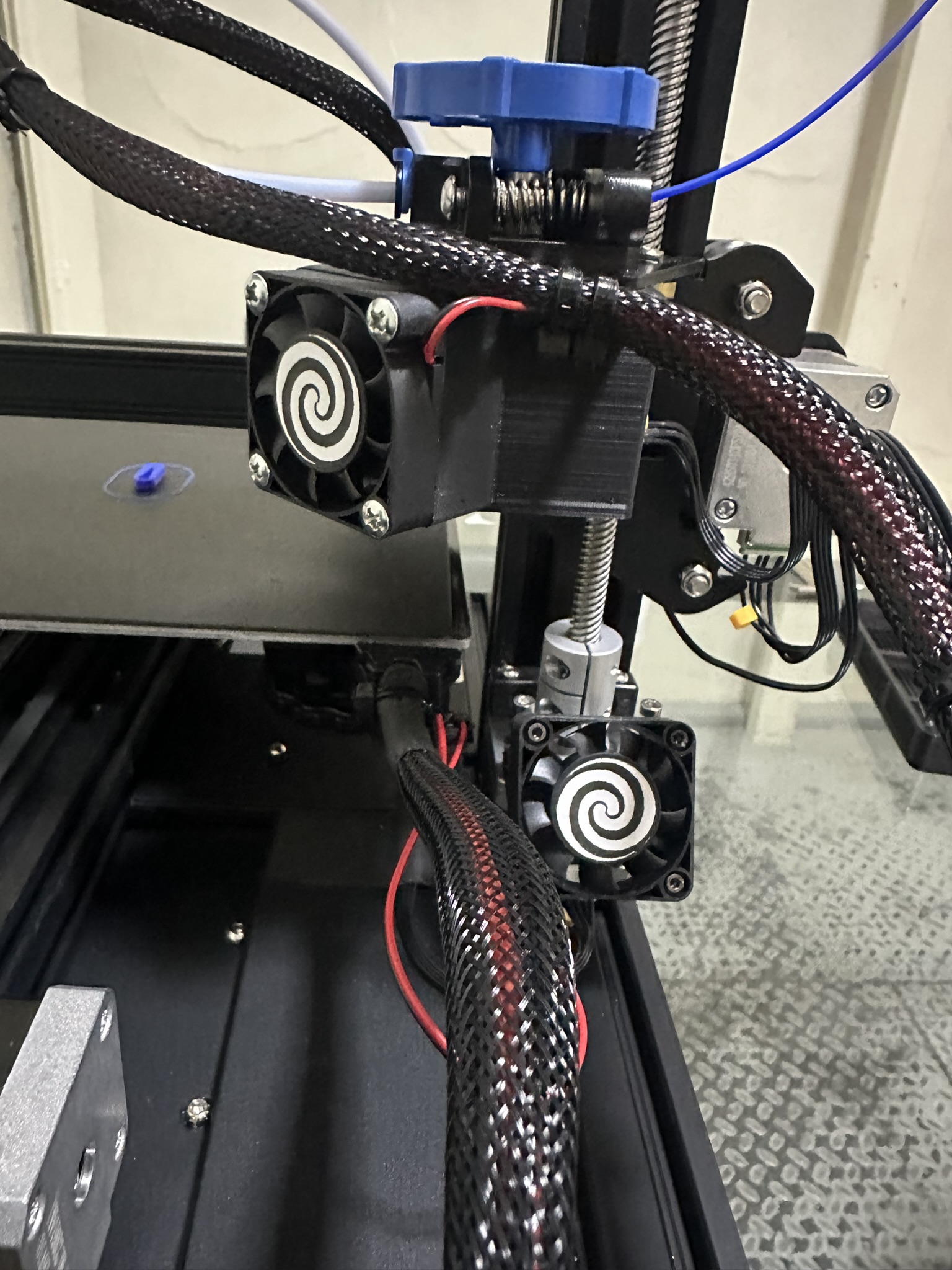 Extruder Cooling Duct for Ender 3 / V2 / V2 Neo by Fitangano | Download free STL model ...