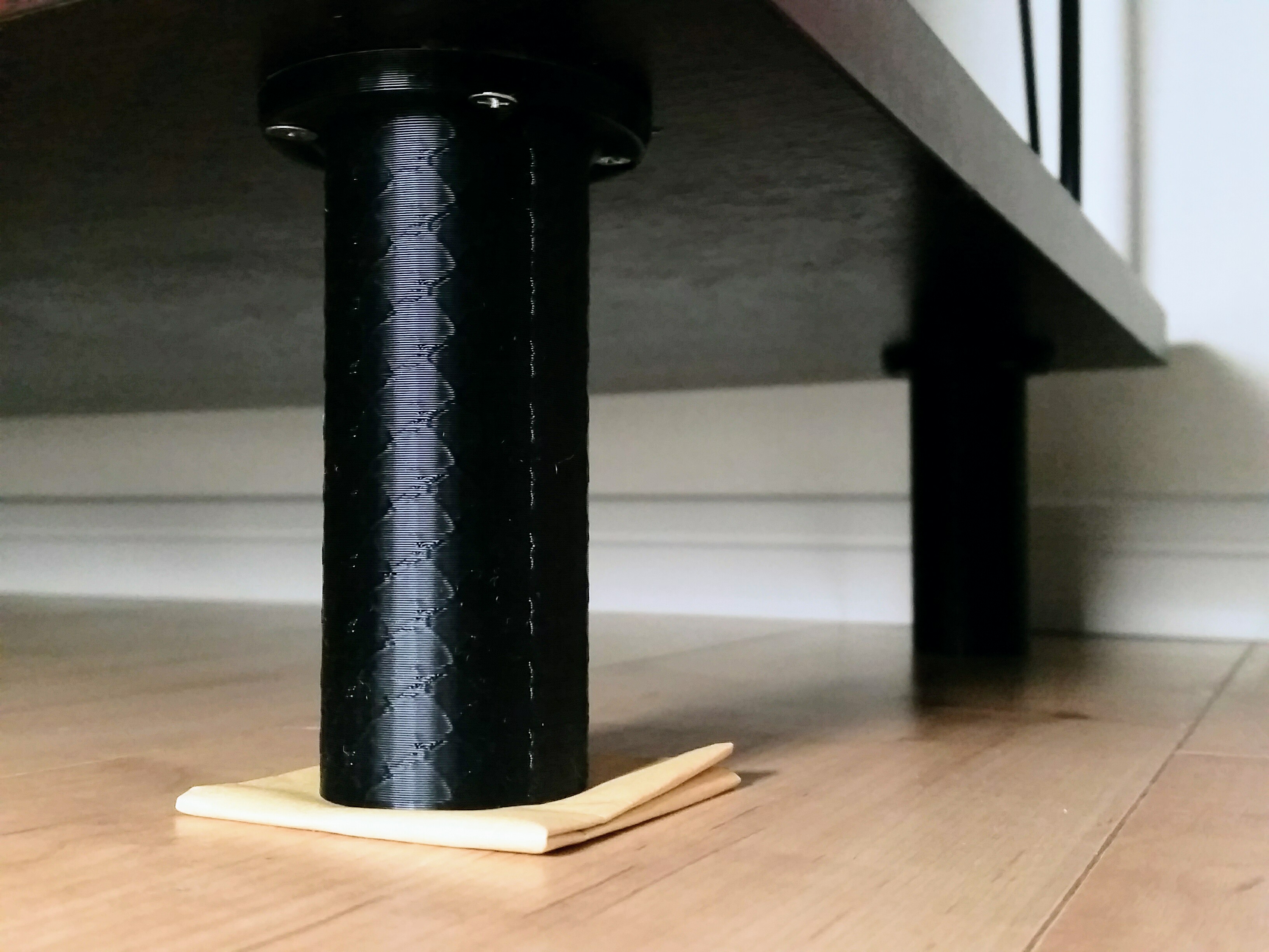 Raiser foot for furniture, 95 mm for Roomba, with FreeCAD source by t ...