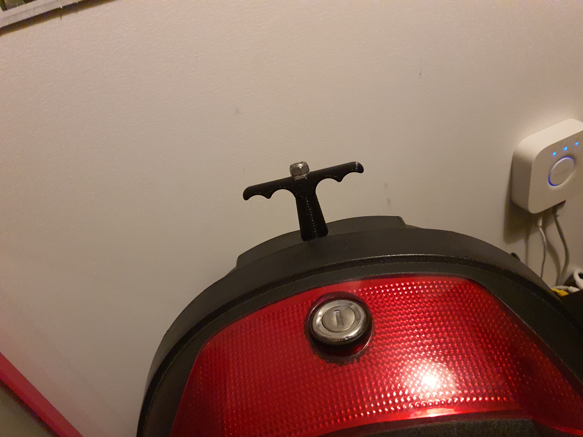 moped storage box handel by p5yck | Download free STL model ...