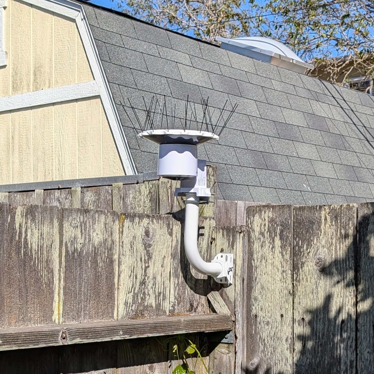 Bird spikes for Ecowitt WH40 rain collector by Choumarin | Download ...