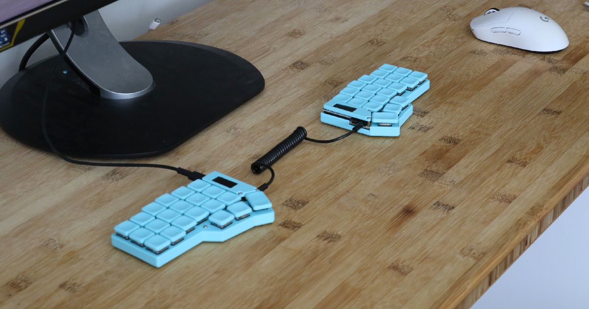 Small Footprint Corne V2 Case by Kea Workshop | Download free STL model ...