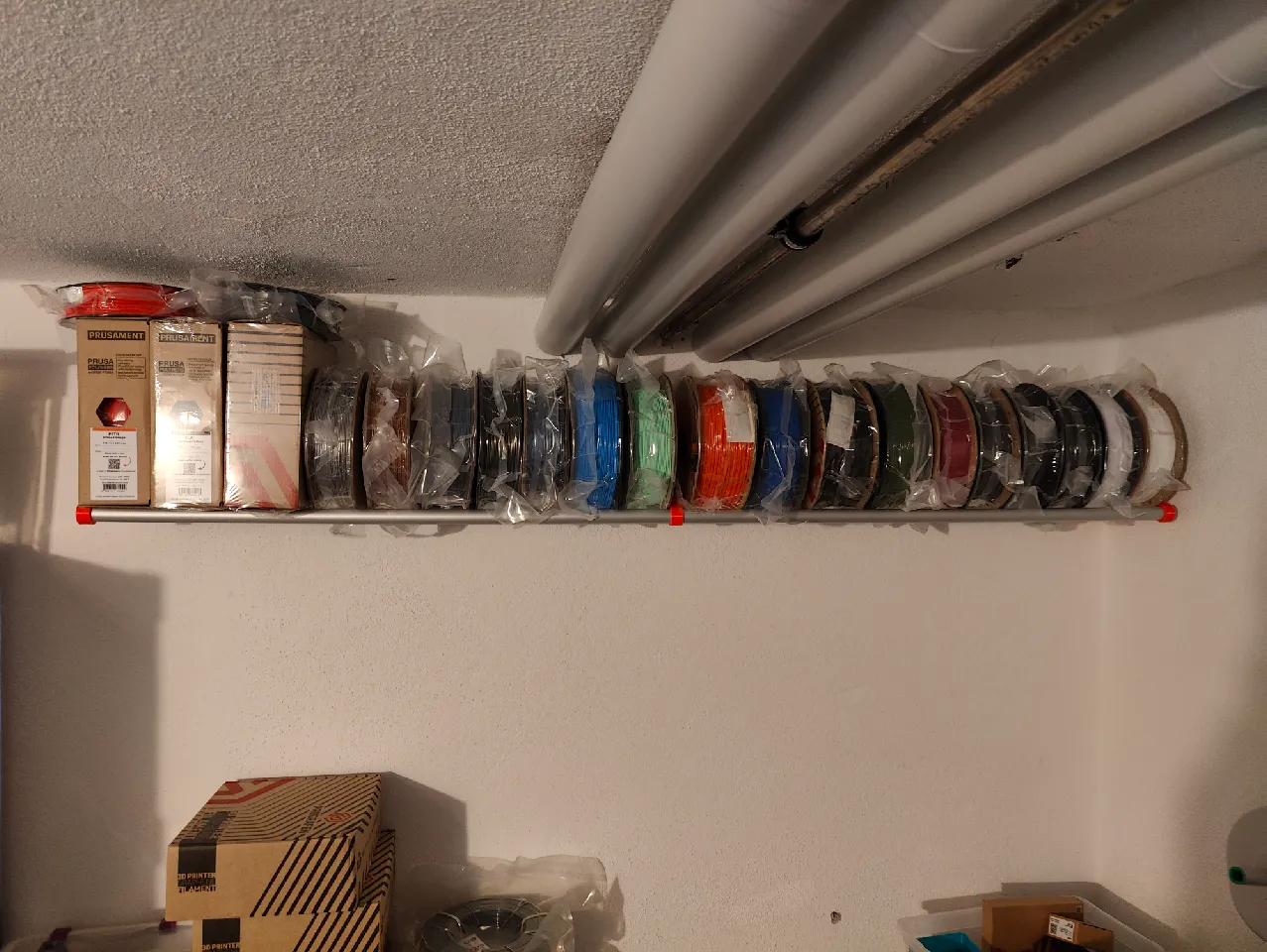 Filament shelf bracket / storage by Mouky | Download free STL model ...