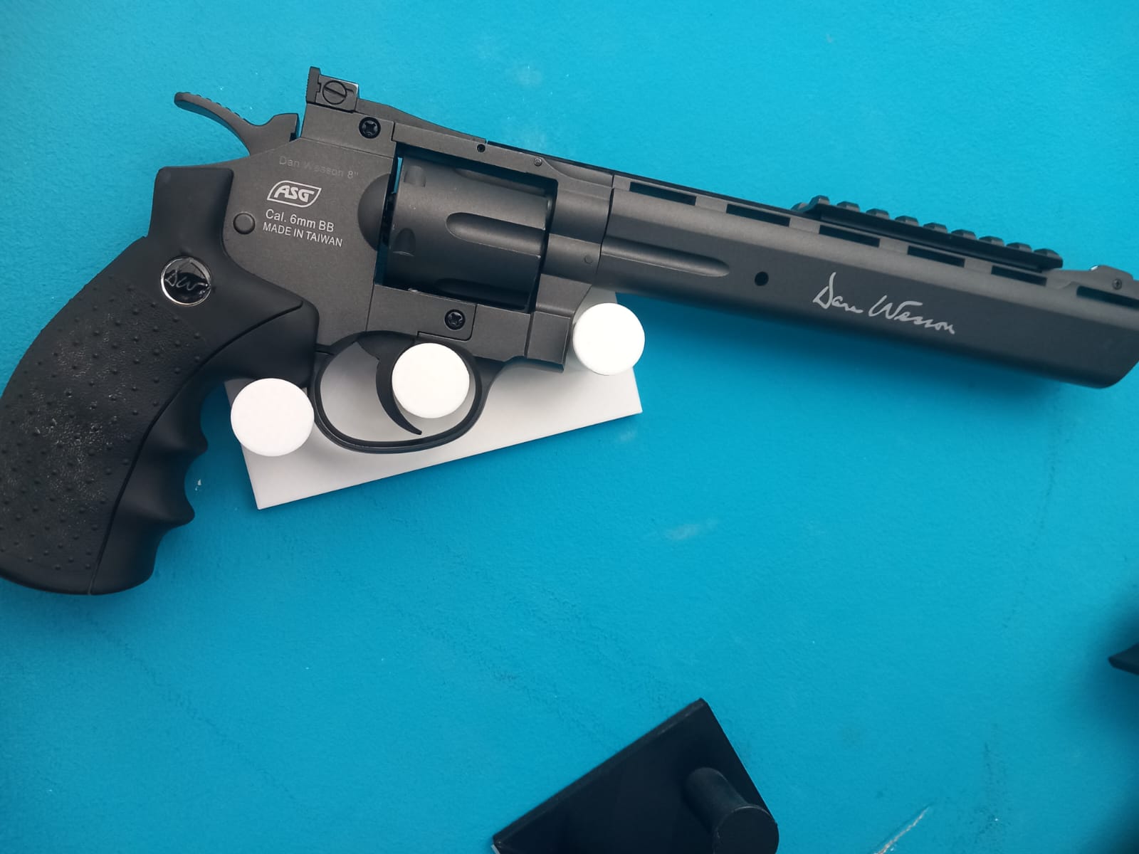 Dan Wesson Airsoft Revolver Wall Mount by Helmut | Download free STL ...