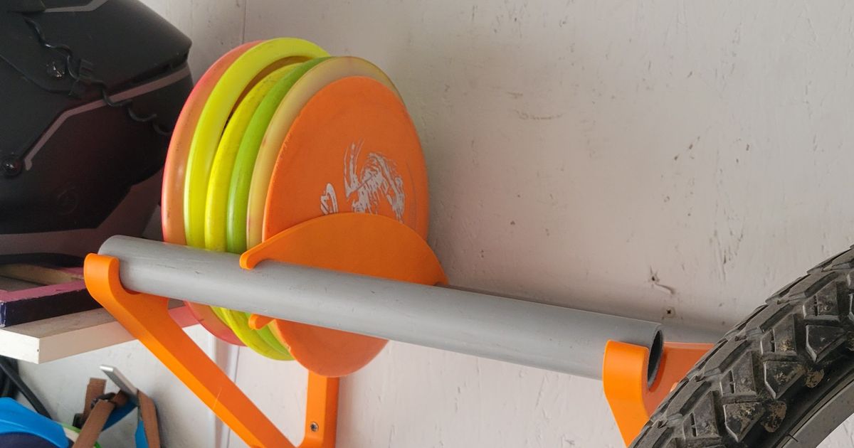 Disc Golf Wall Rack by Garage_Tinkerer | Download free STL model ...