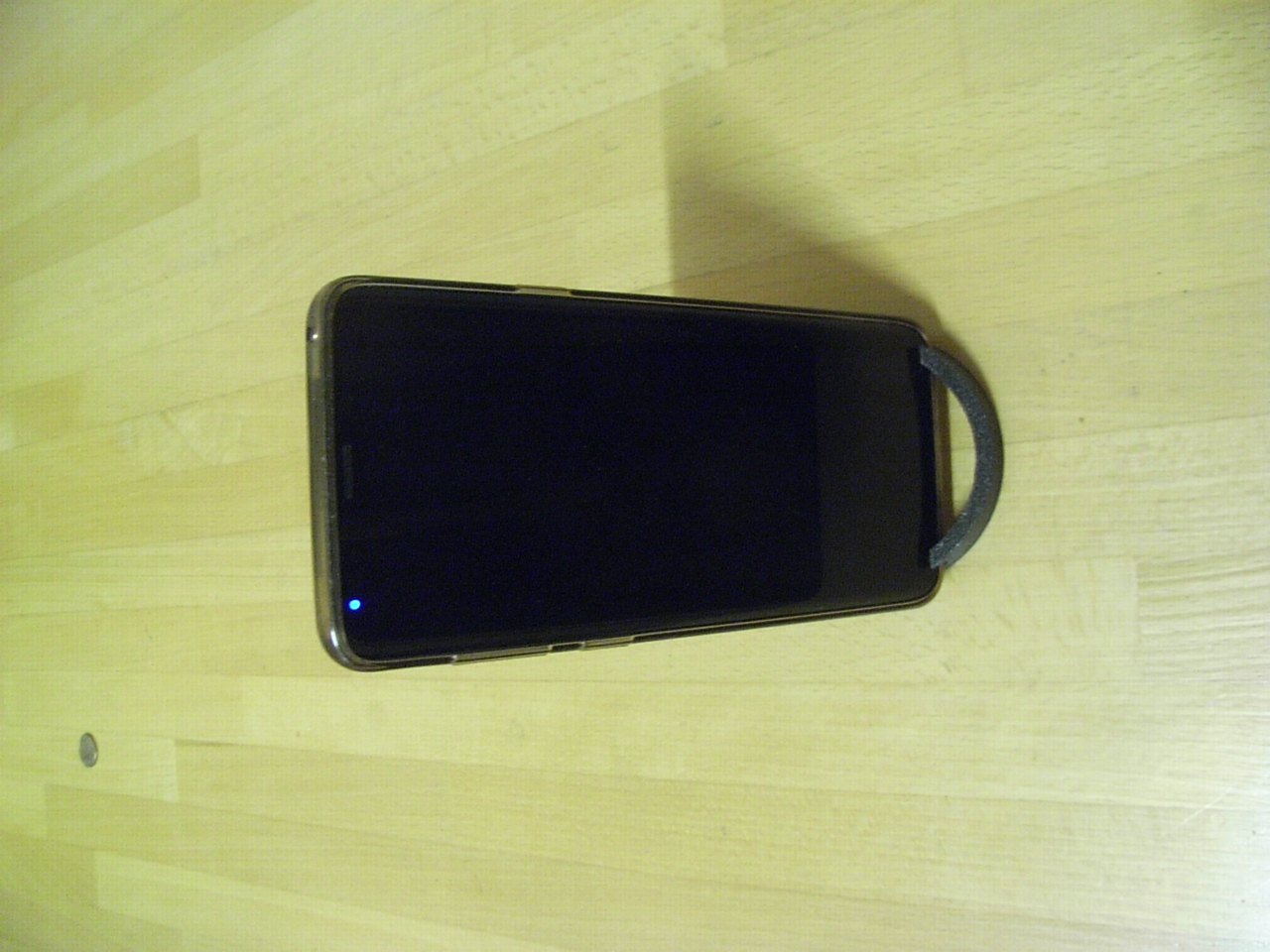 Circular phone stand by Buggi | Download free STL model | Printables.com