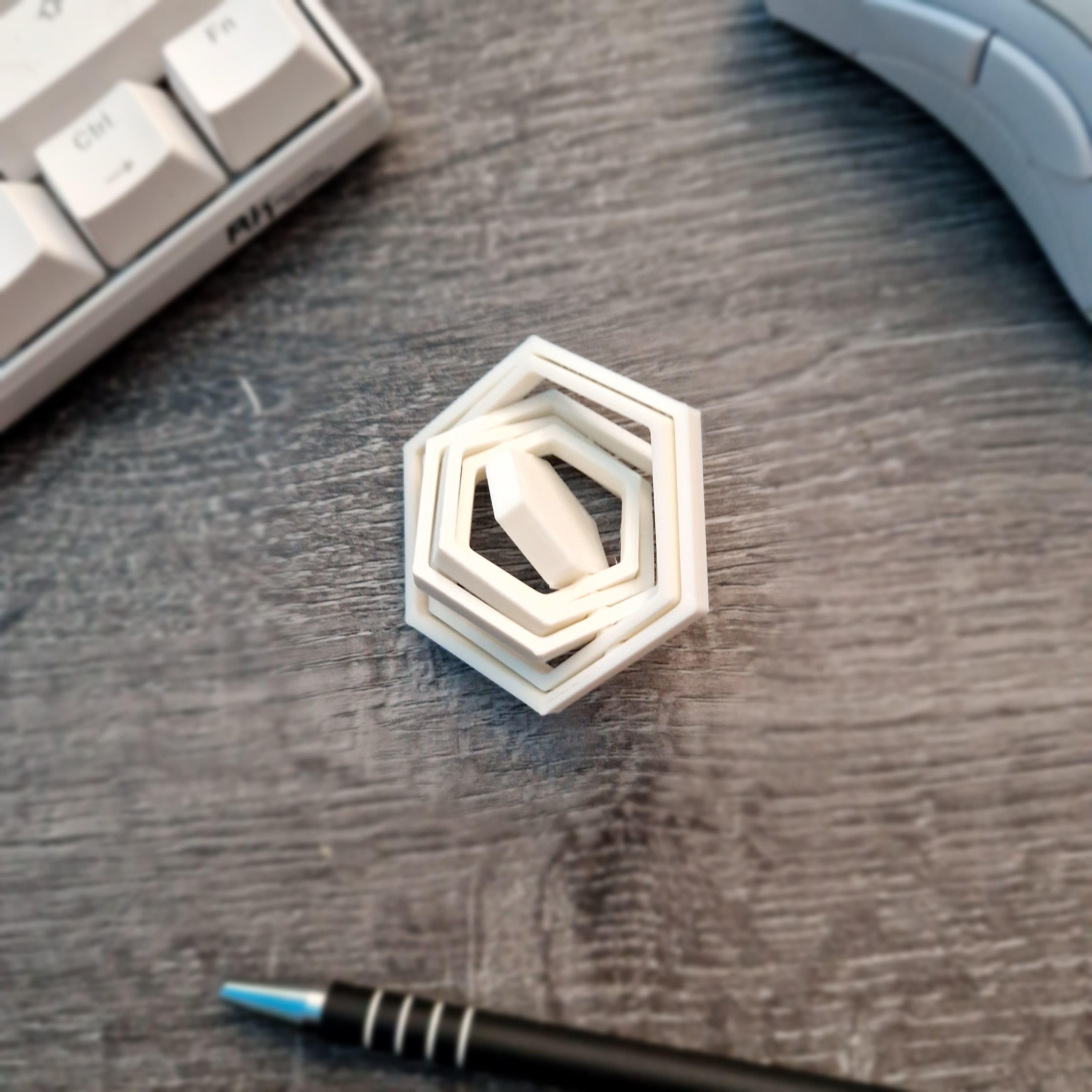 HexaFidget - Rotating Hexagon Fidget Toy by BrokenCode | Download free ...