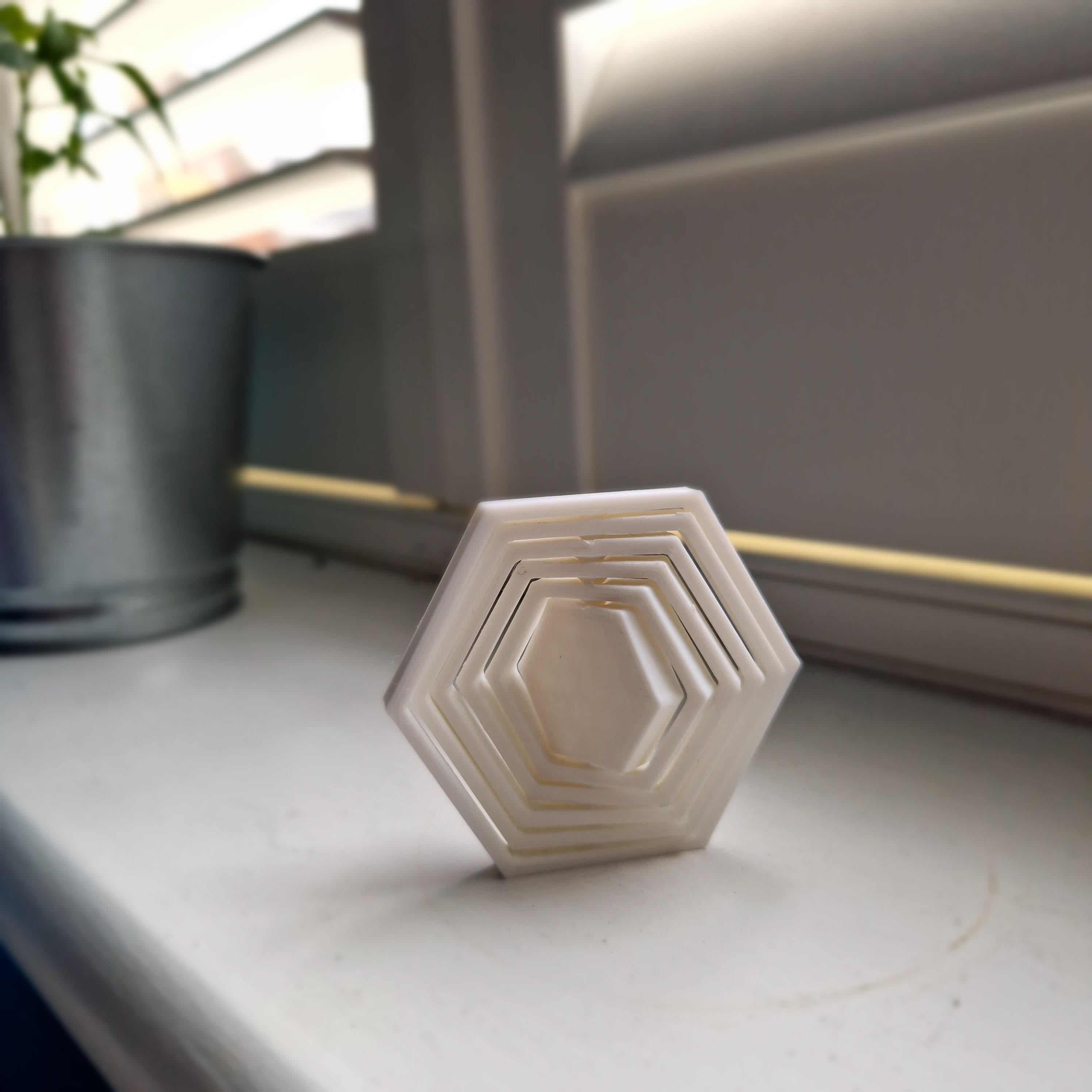 HexaFidget - Rotating Hexagon Fidget Toy by BrokenCode | Download free ...