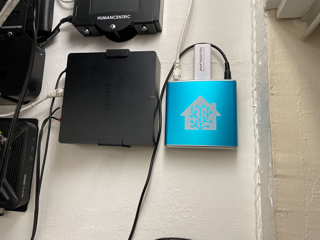 HA Blue (Odroid N2) Wall Mount by dubhunter | Download free STL model ...