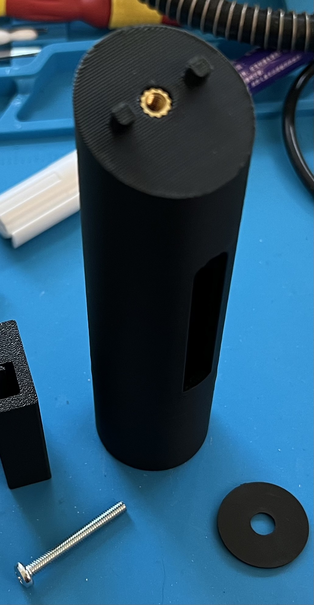 Mini Laptop Stand for a Microscope by PC-Tech | Download free STL model ...