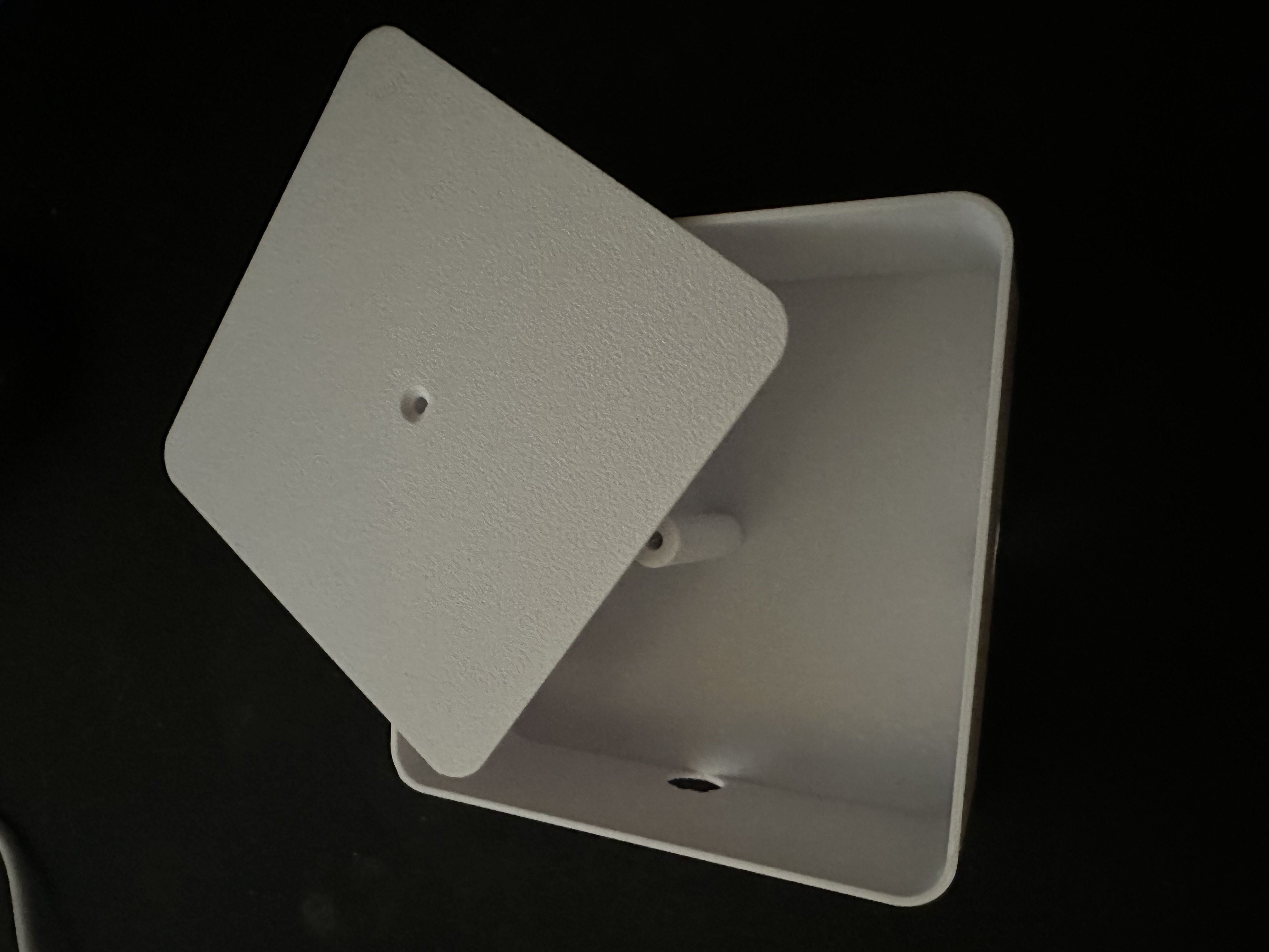 Parametric Cheap electical / Electronics box with lid by Allexz ...