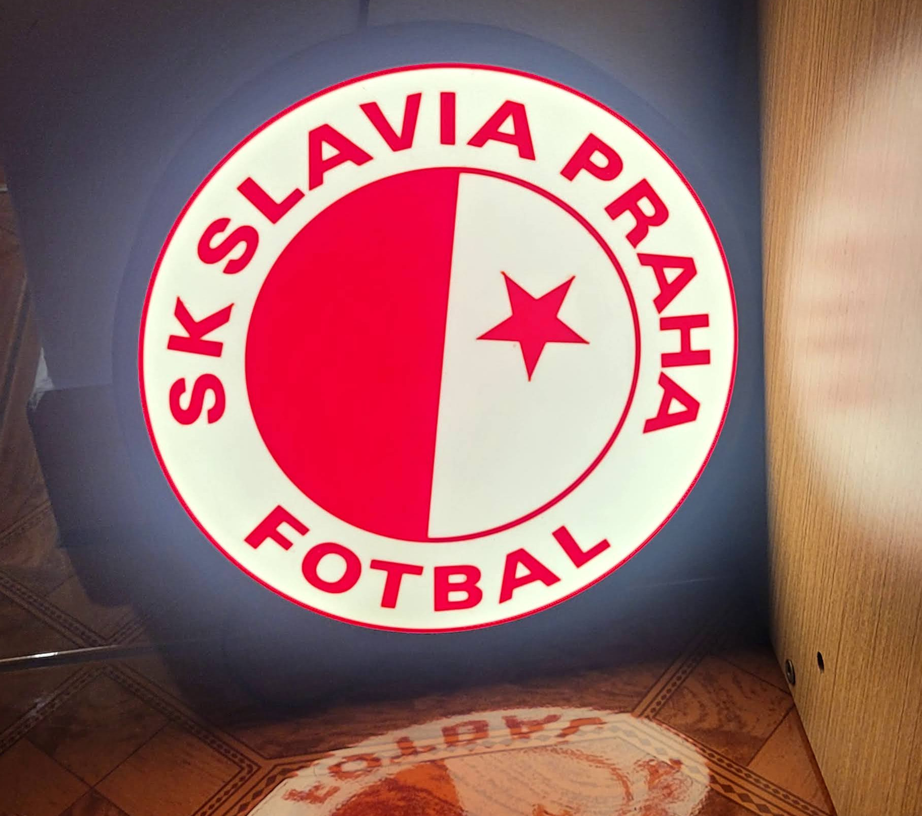 Lightbox Slavia by Jarda Dvořák | Download free STL model | Printables.com