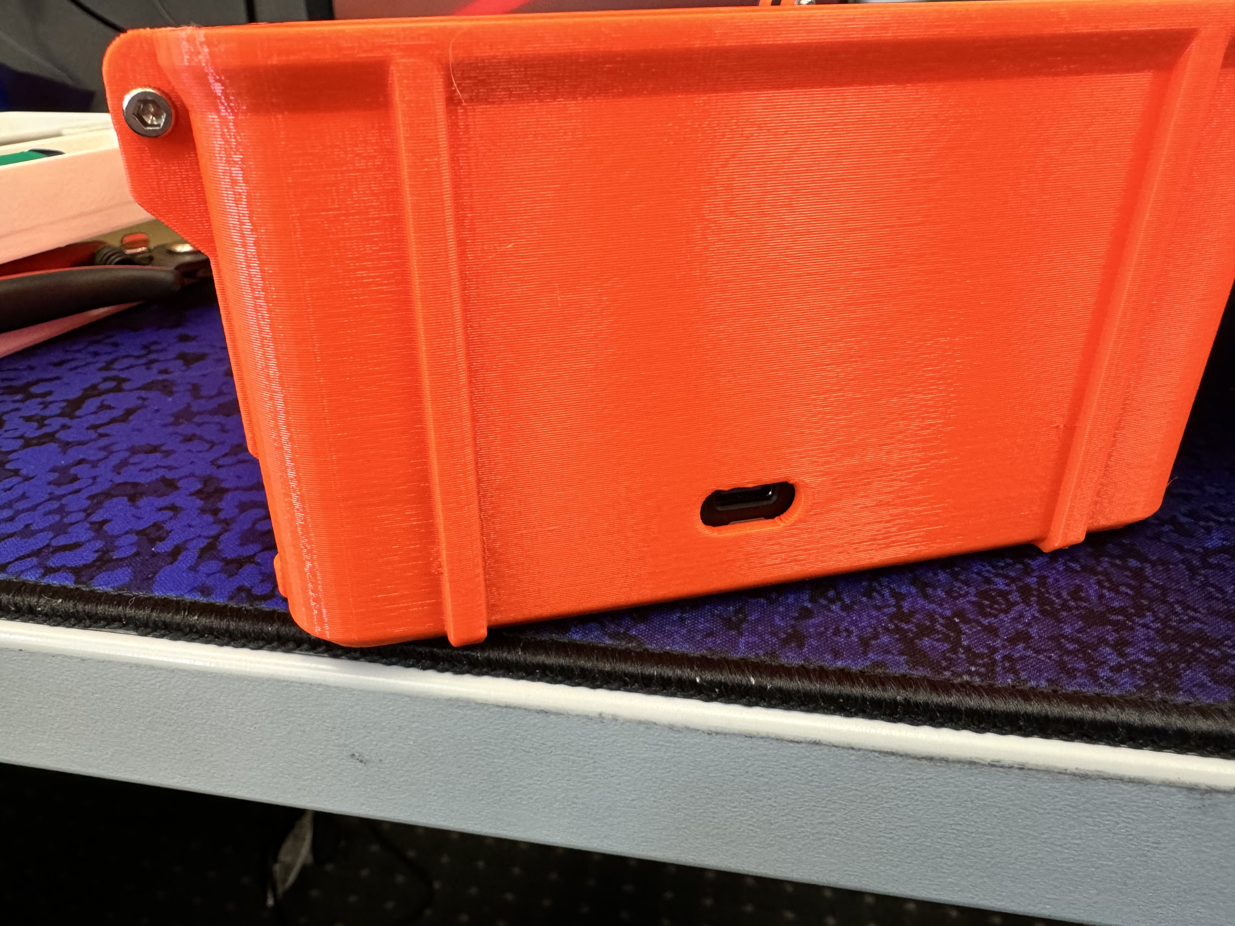 Fully Portable Pinecil Soldering Station with Battery by Zach Barnes ...