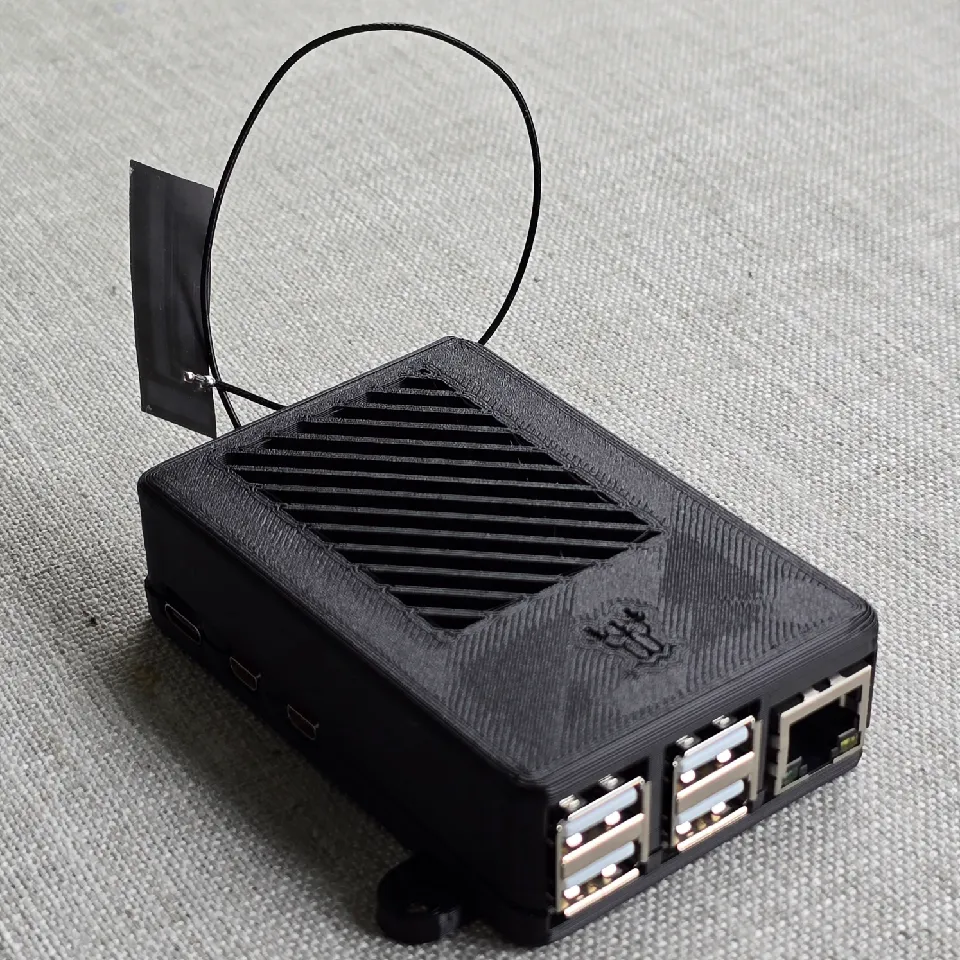 Simple BTT Pi4b case by tony | Download free STL model | Printables.com