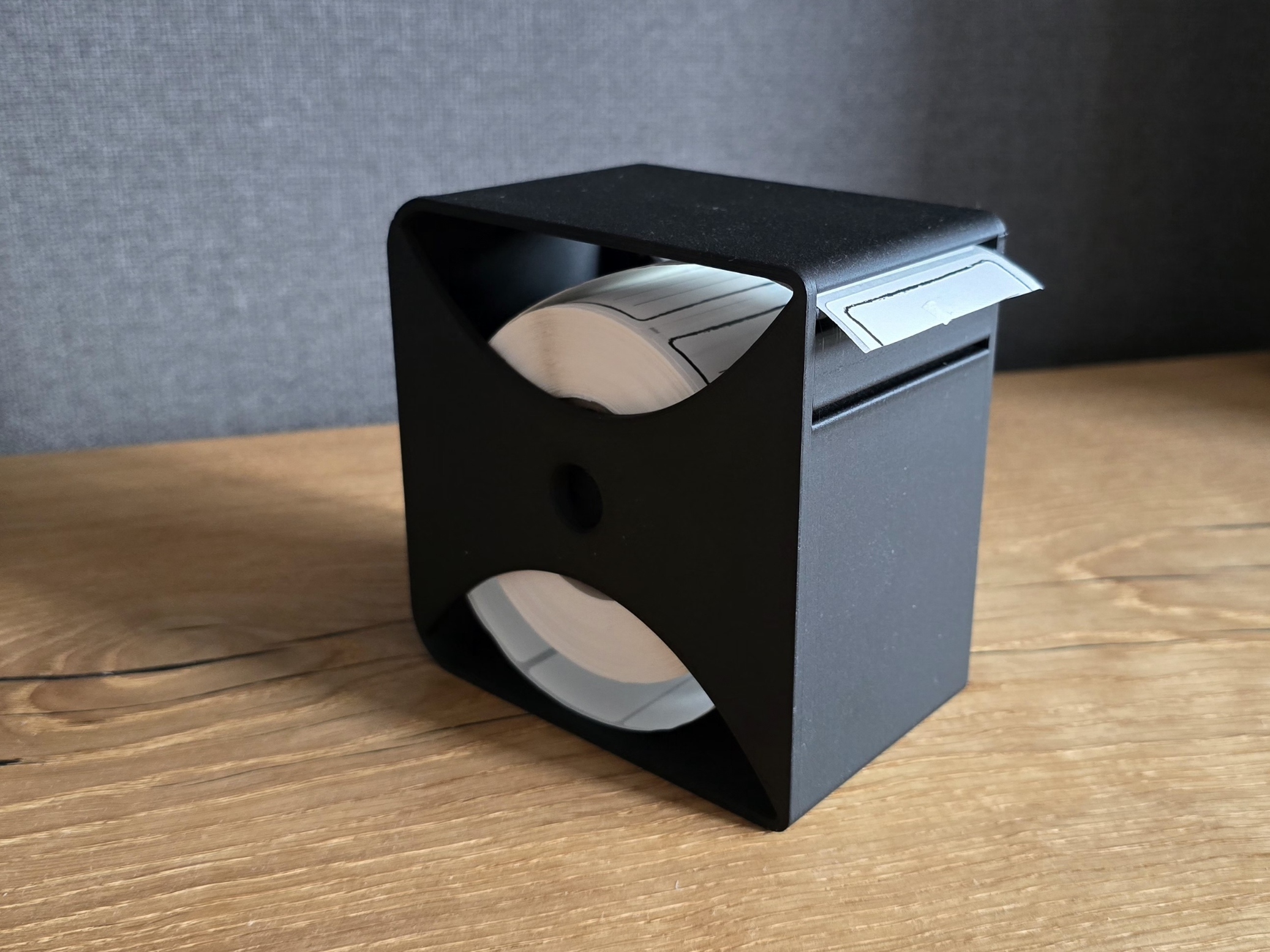 Label Dispenser by Platin117 | Download free STL model | Printables.com