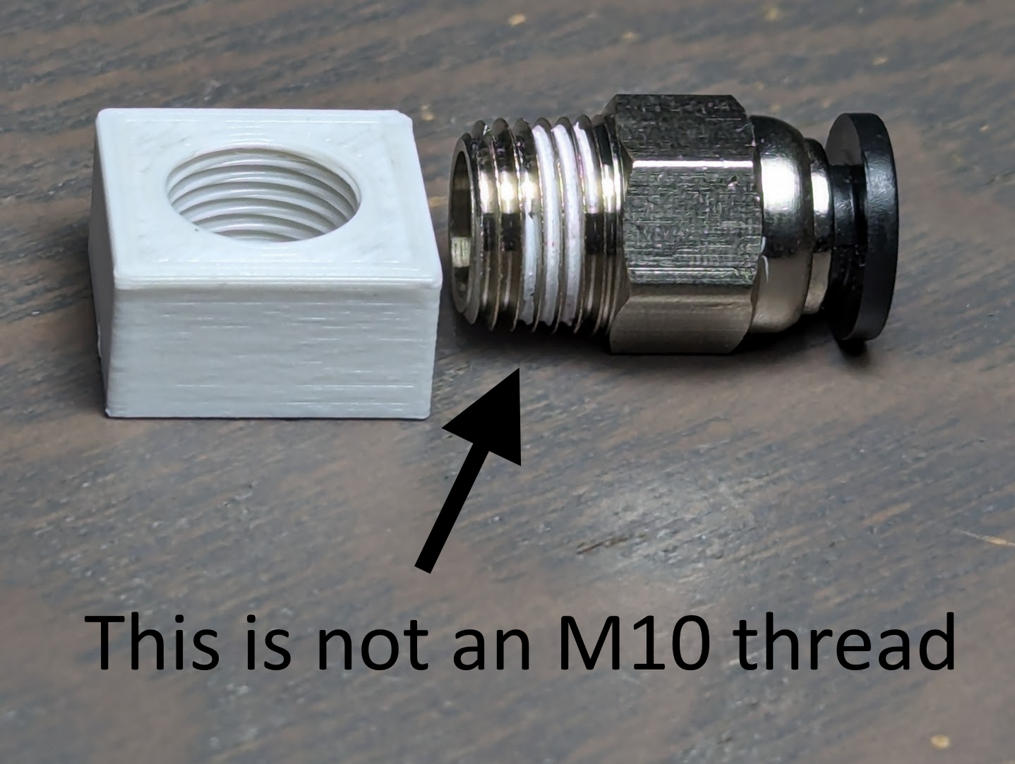 PC4M10 - Tapered threaded opening STEP/STL for design by jurassic73 ...