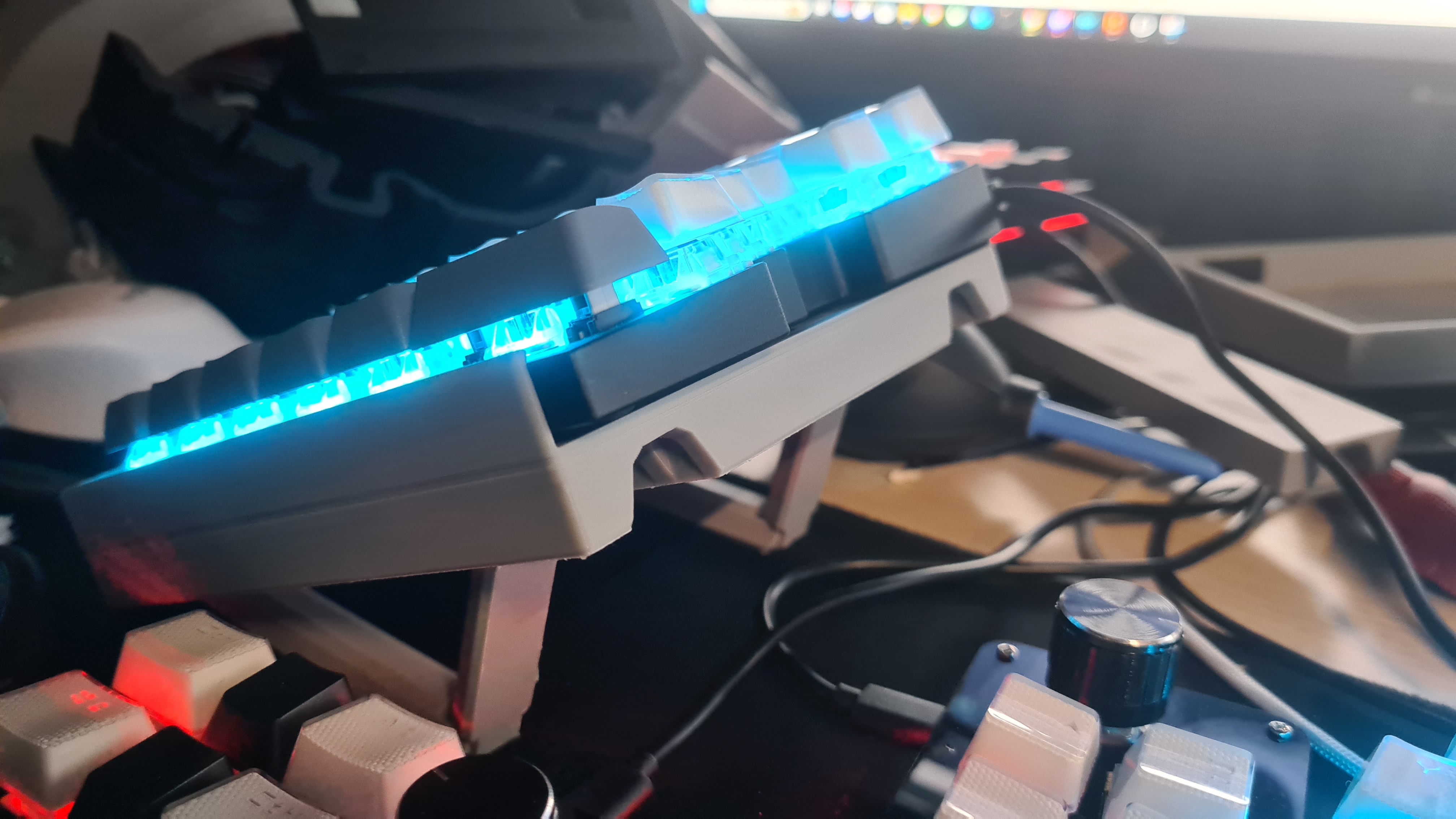 KEYCHRON Q11 RGB MECHANICAL KEYBOARD TENTING KIT (PRINT IN PLACE) by AF ...