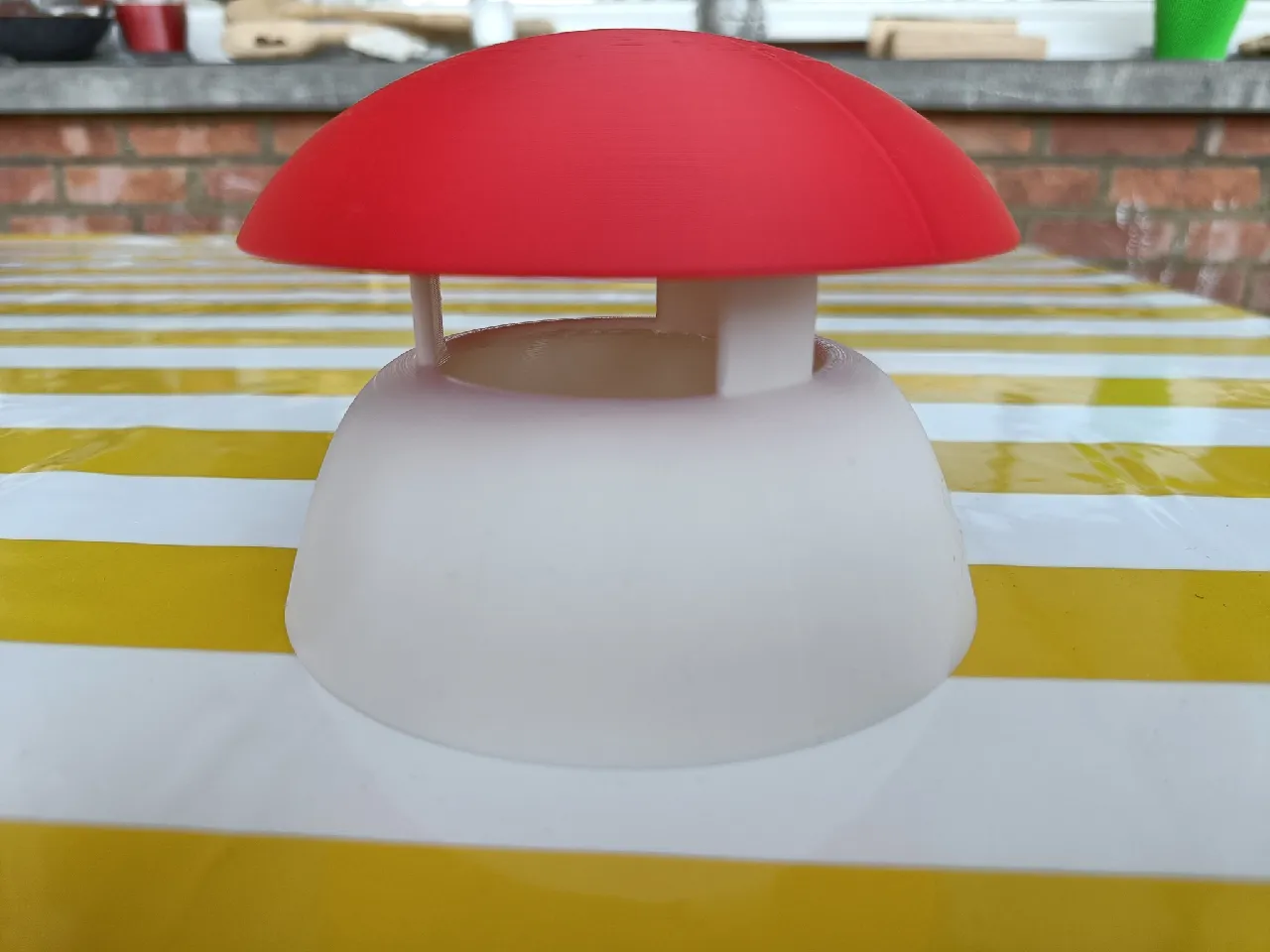 Mushroom Slug Trap by Jef | Download free STL model | Printables.com