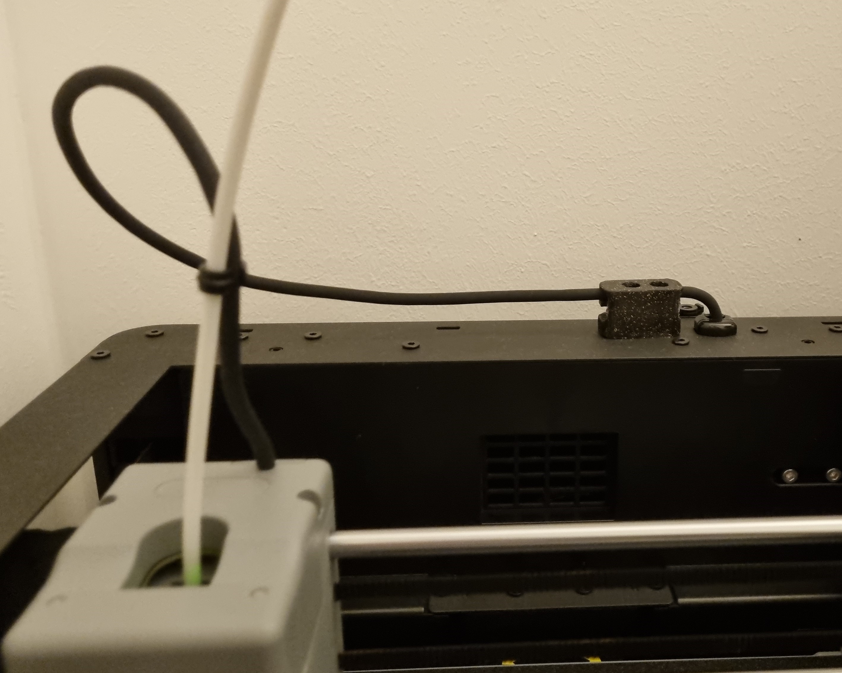 Flashforge Adventurer 5M Minimalistic Cable Fixation by ...