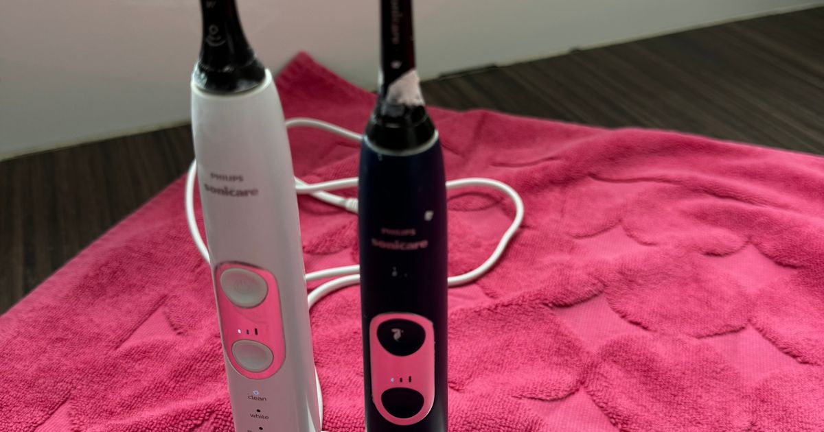 Sonicare charging stand extender for 3 toothbrushes by louisdedecker ...
