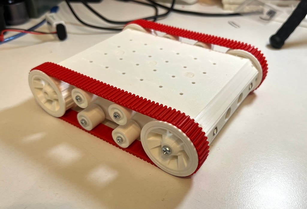 Tank platform TVP-1 (Tracked vehicle platform v1) by Alexander L ...