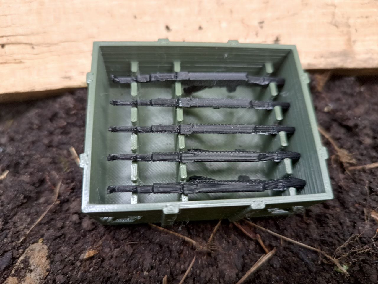 Weapon Box with AK 47 models 1 16 scale for WPL Trucks by ASKA Modelle ...