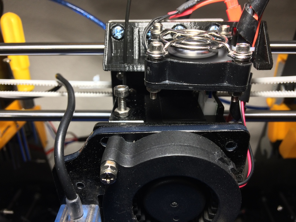 Anet A8 alternative 40mm Extruder Fan Mount with Filament Guide by ...