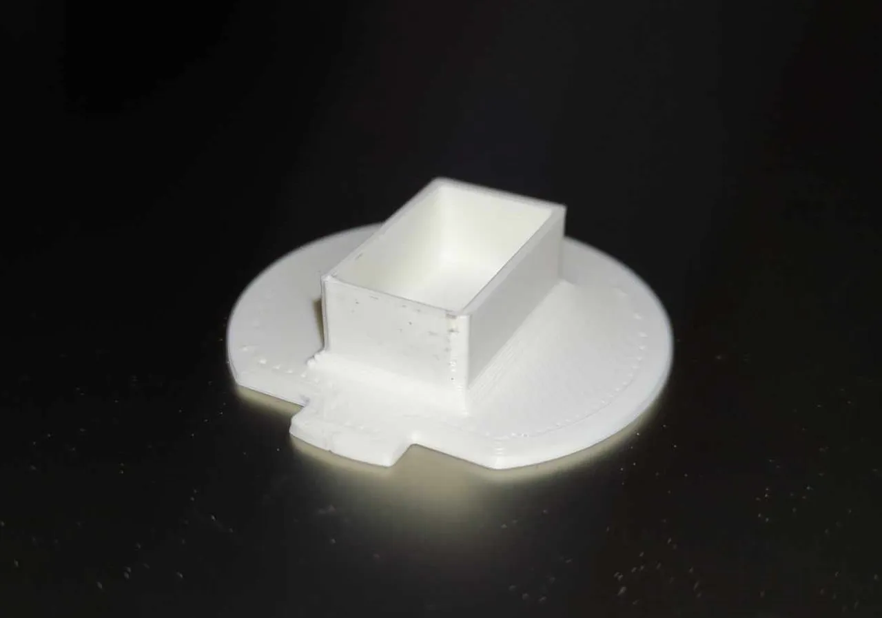 H7 and H1 headlight socket cover by Balesz | Download free STL model | Printables.com