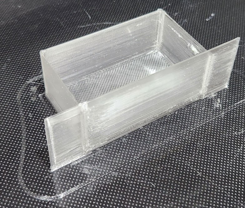 Bird Food Box by Daniel S | Download free STL model | Printables.com