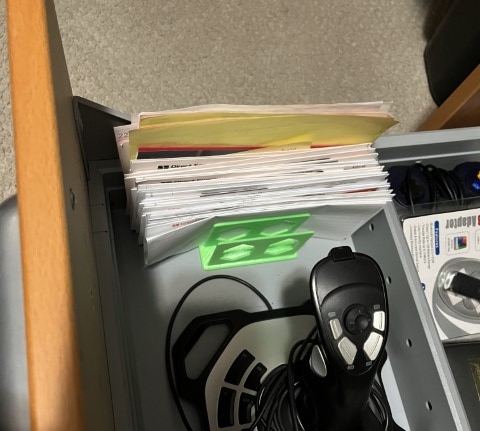 Bill and paper filing stand by Rambelaya | Download free STL model ...