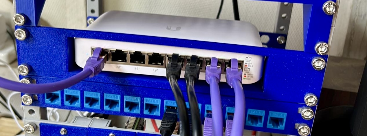 10" Rack Server Shelf to suit Ubiquiti Unifi 8 Lite Switch by Pete ...