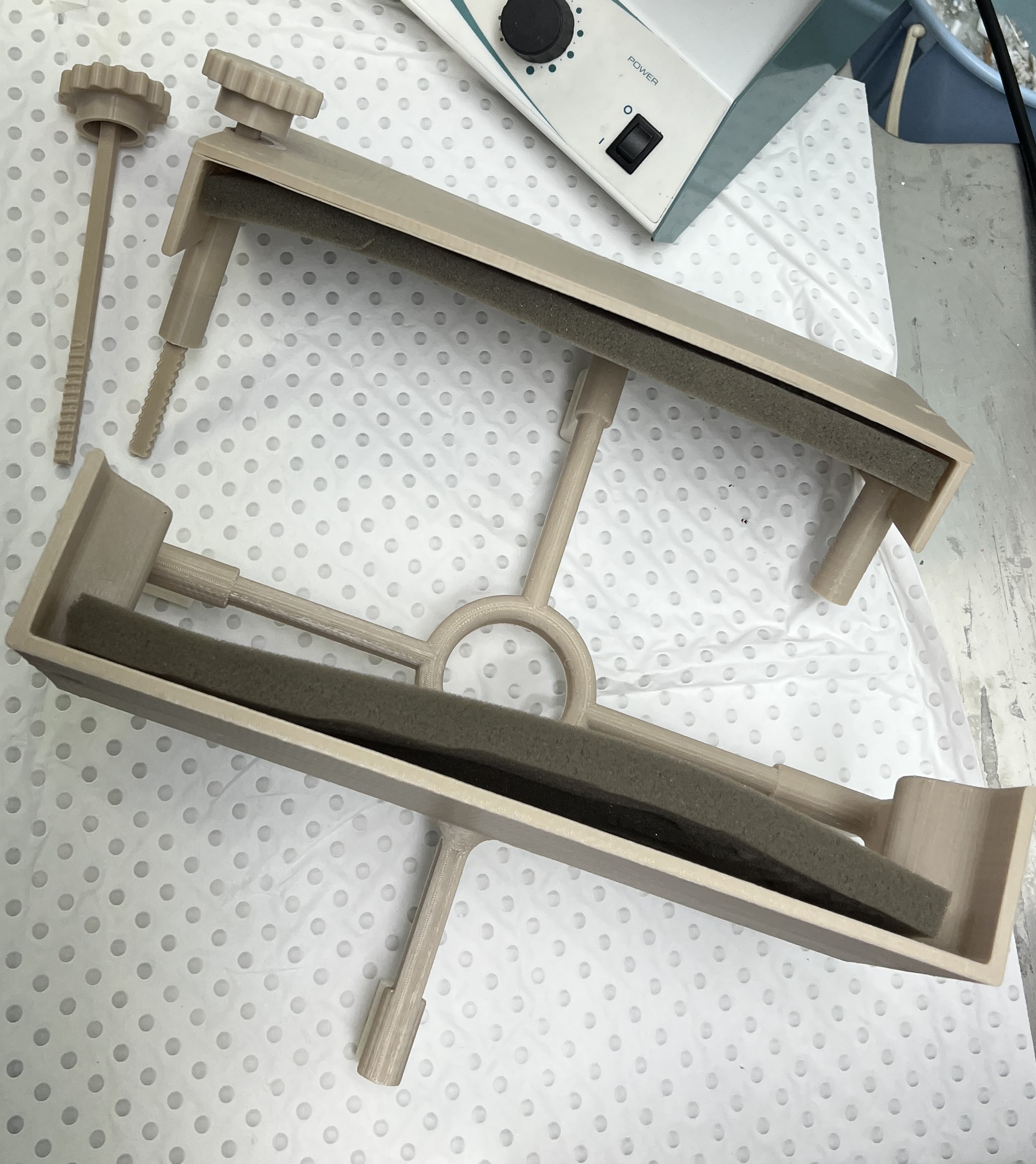 Clip on sample tube rack adaptor for mixing wheel (16mm clips) by ...