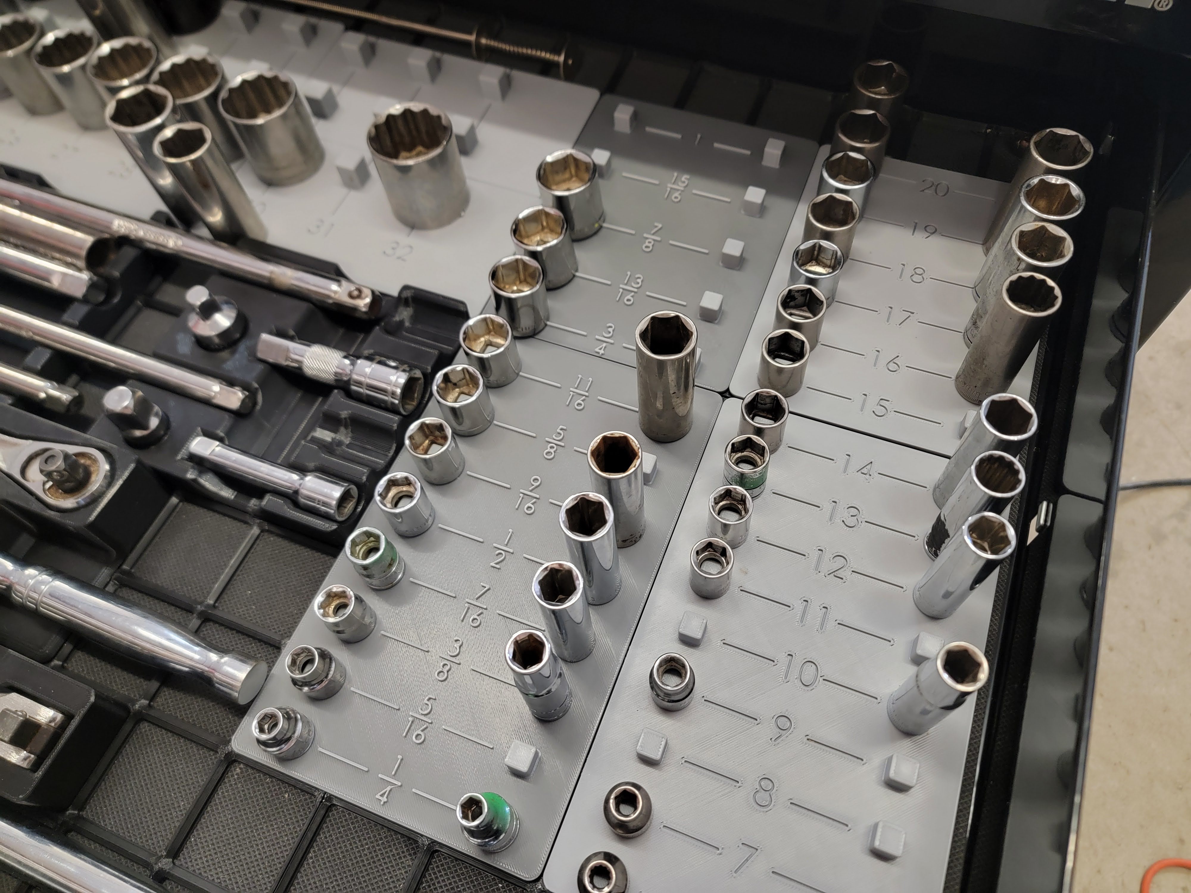 Vertical Universal socket holder 3/8" Imperial Gridfinity by Ian Cox ...