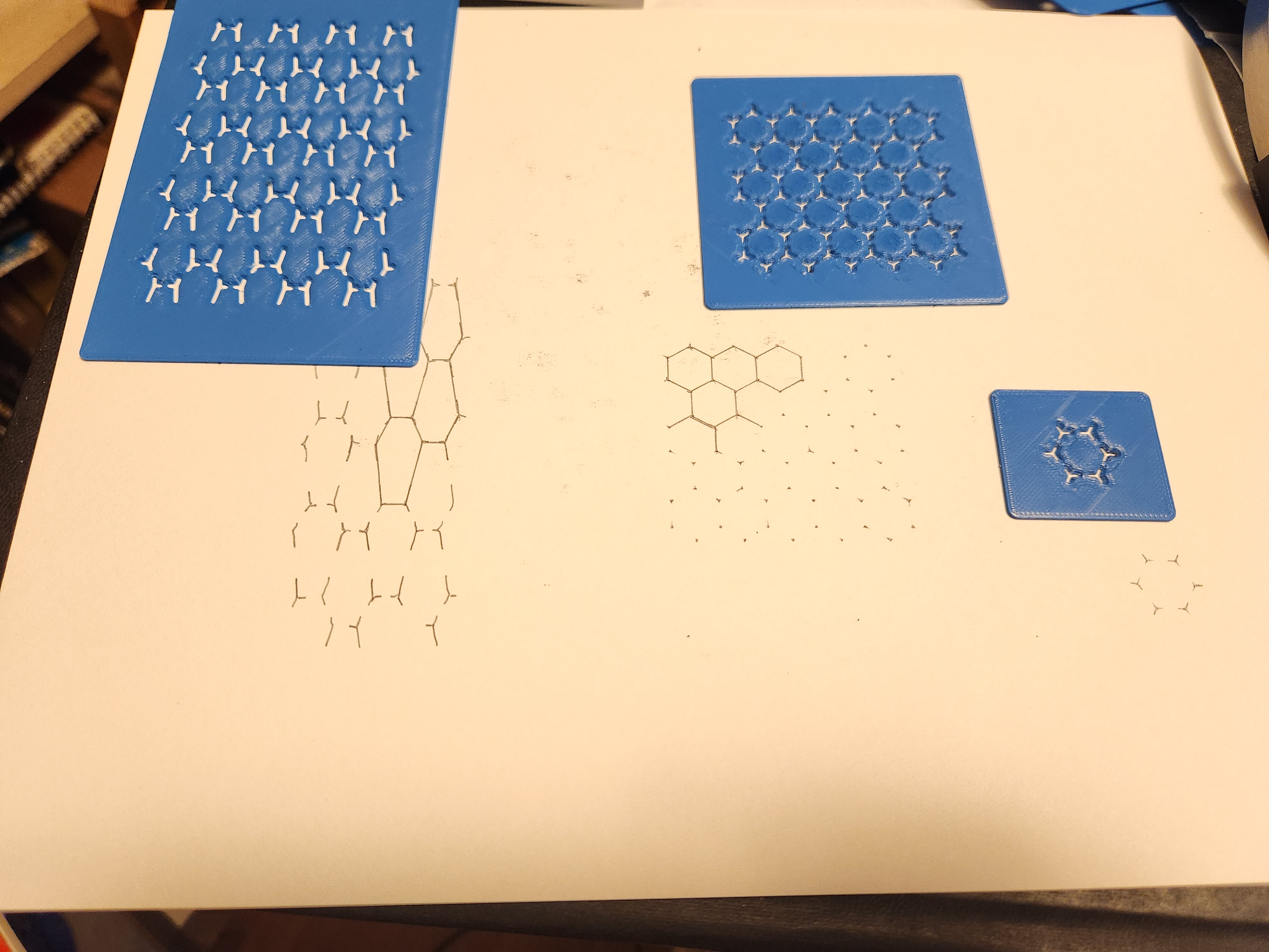 Parametric hex grid drawing template by Reed Bowman | Download free STL ...