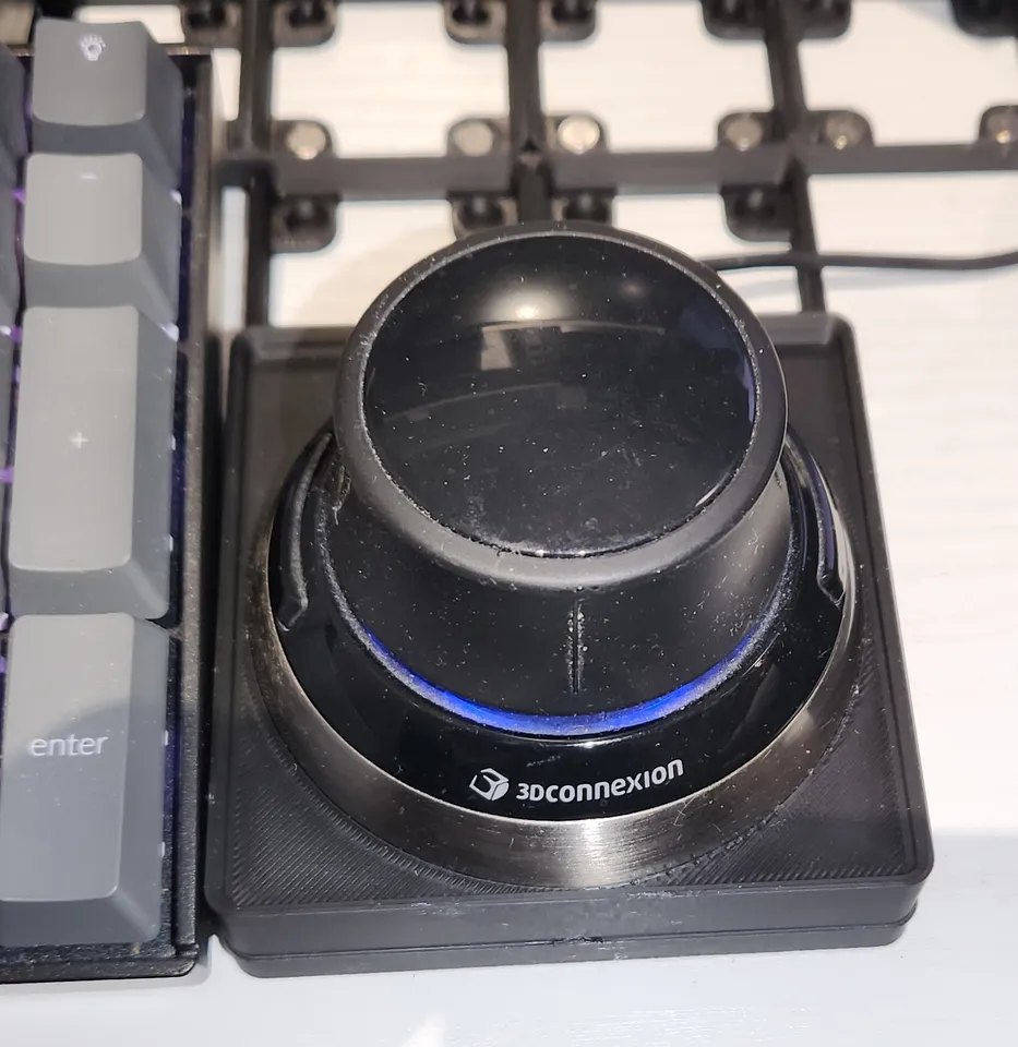 Gridfinity 2x2 holder for 3Dconnexion SpaceMouse Compact by mhwlng ...