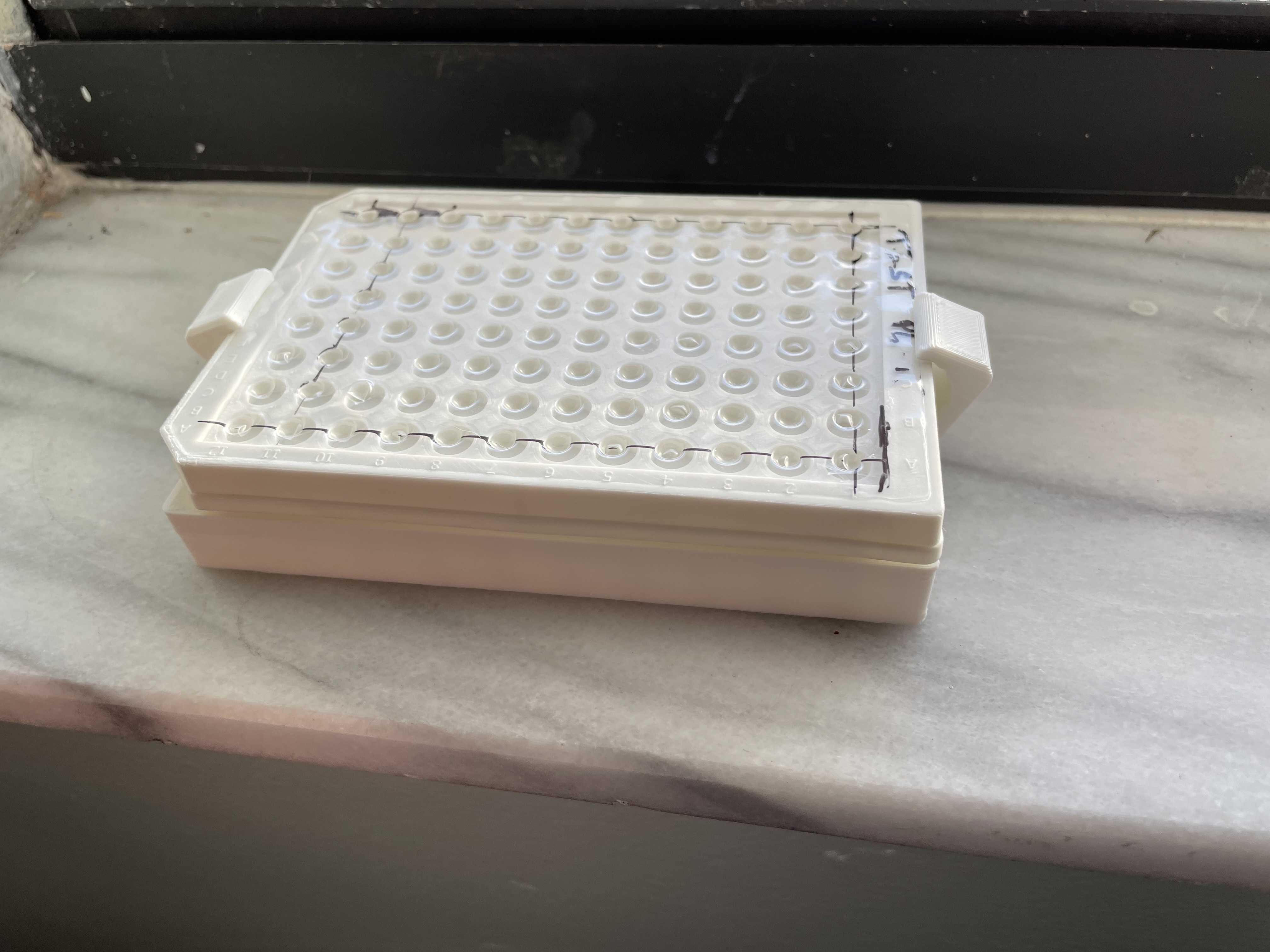 96 well PCR tray holder with clips by TheSocialContract | Download free ...