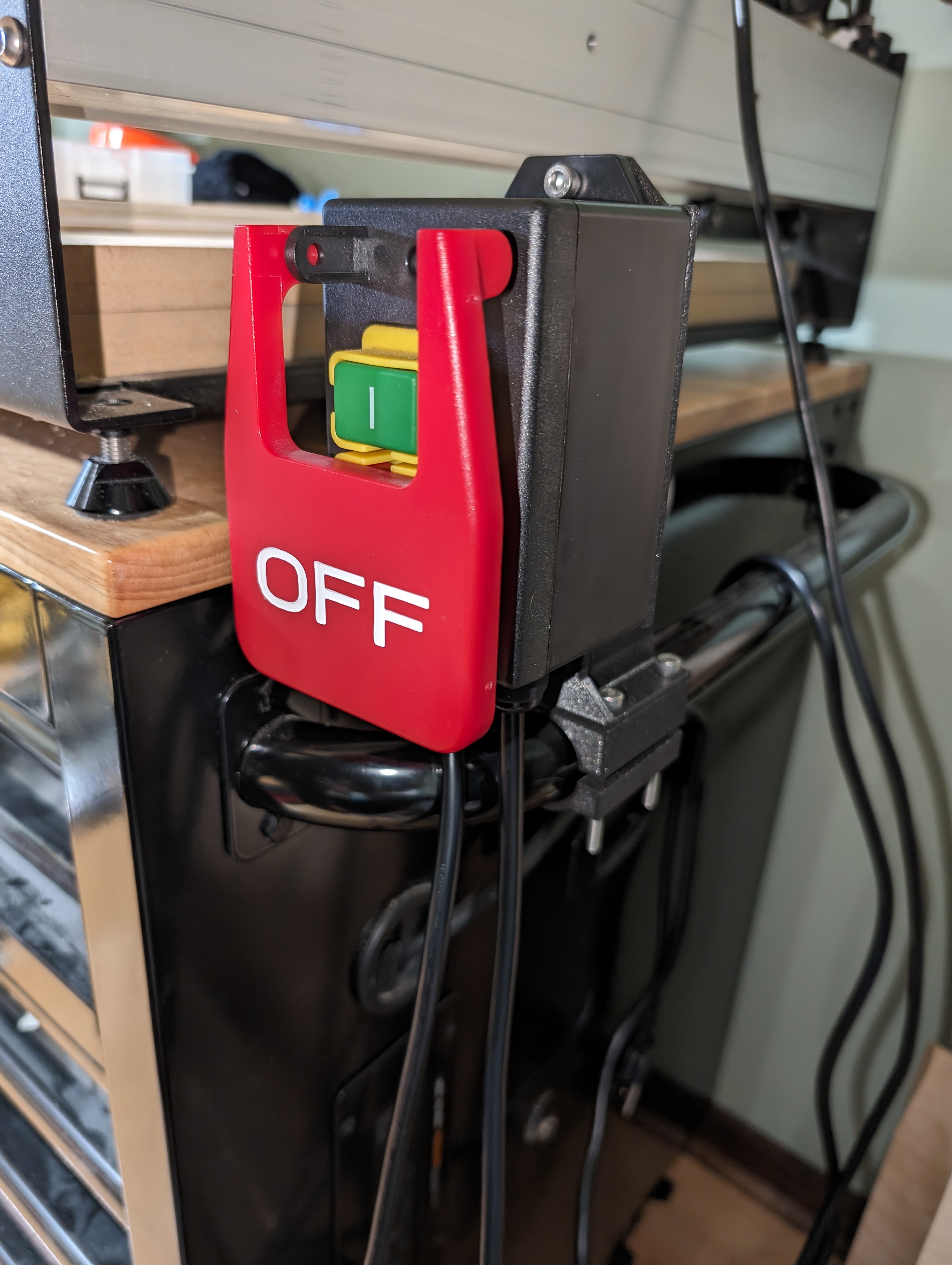 Bracket for Ortis E-Stop Paddle Switch by koos42 | Download free STL ...