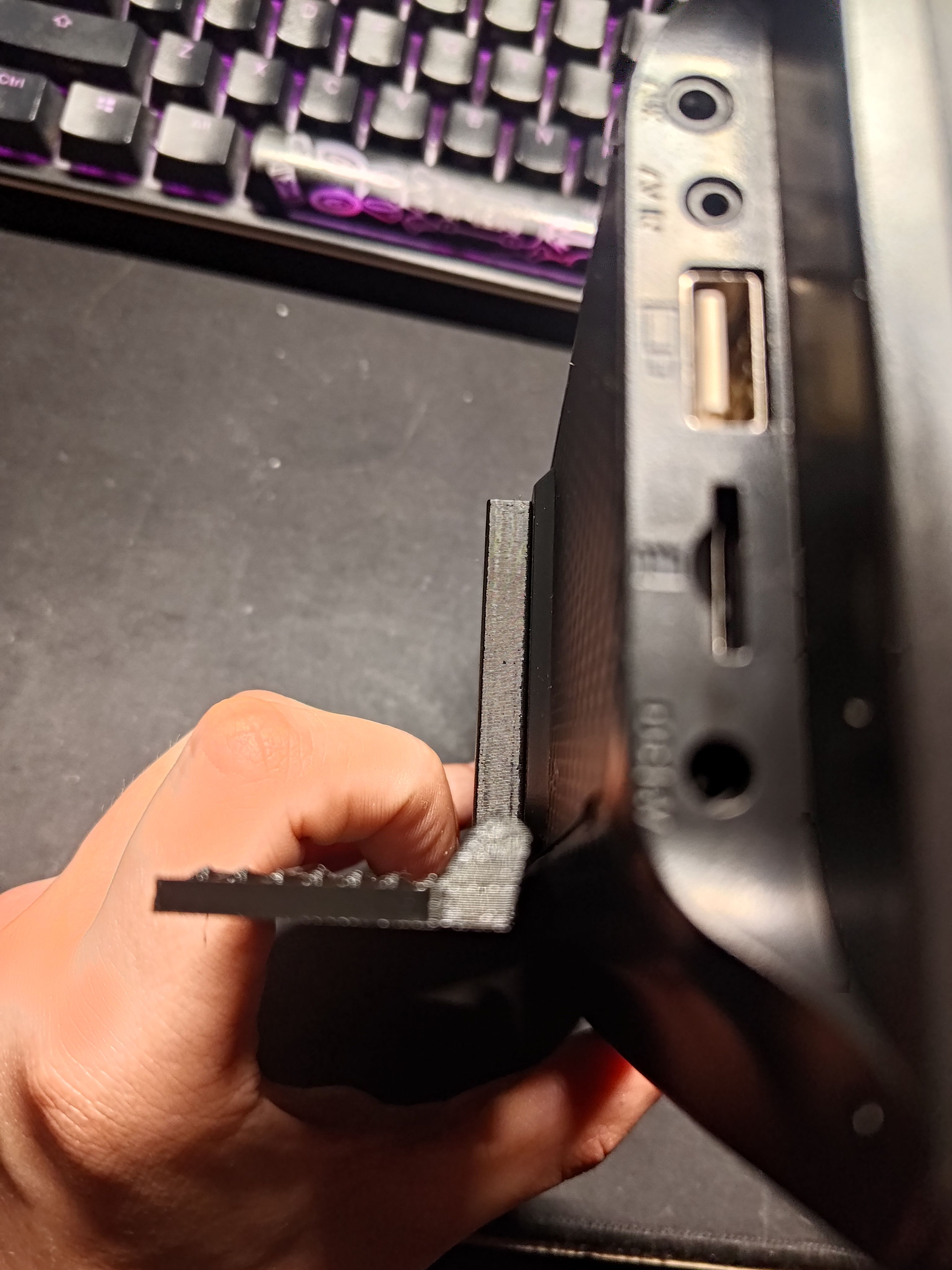 Mounting piece for 7" myAI Carplay/Android Auto screen by pajdzik ...