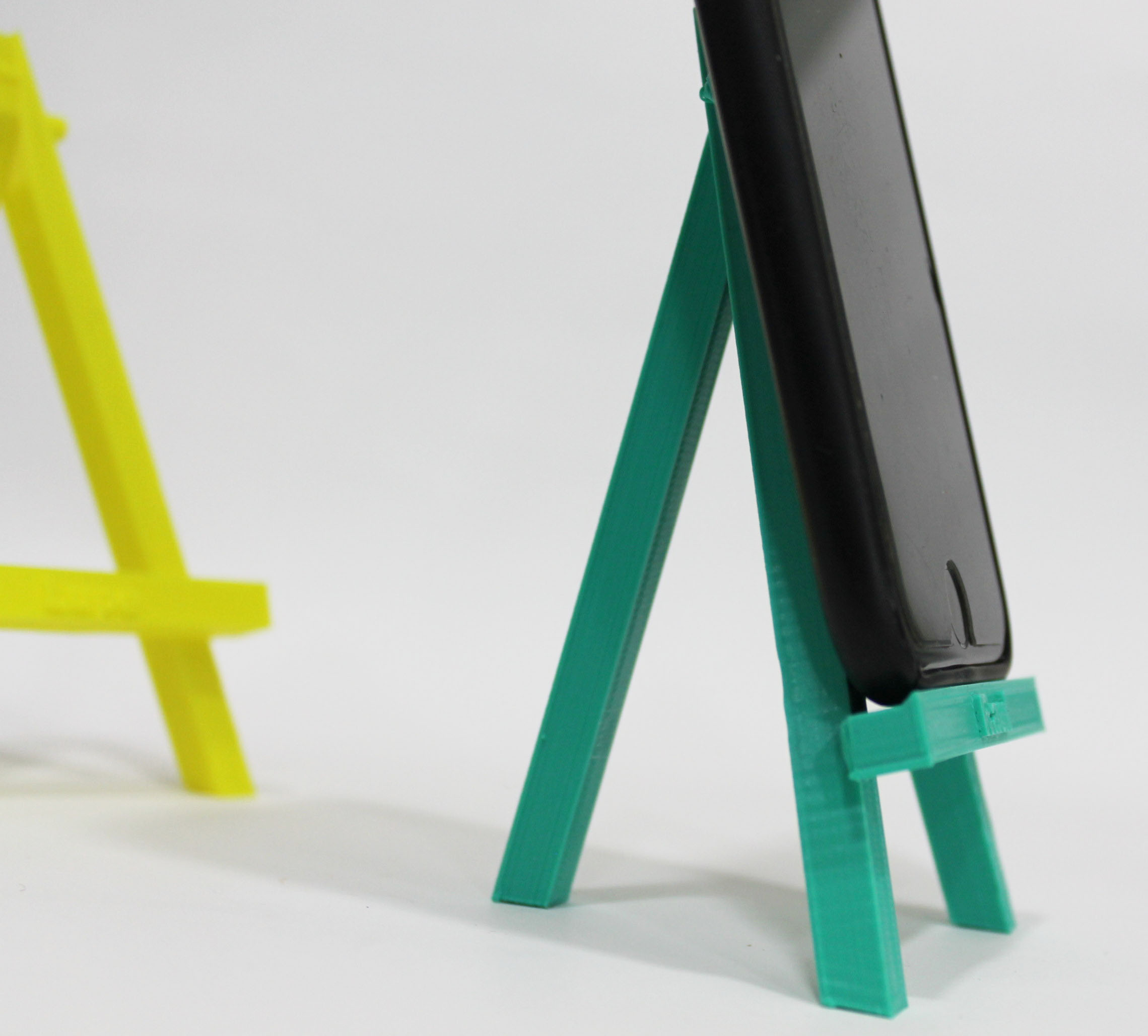Mobile stand Easel / Soporte Móvil Caballete by Franchescor | Download free STL model ...
