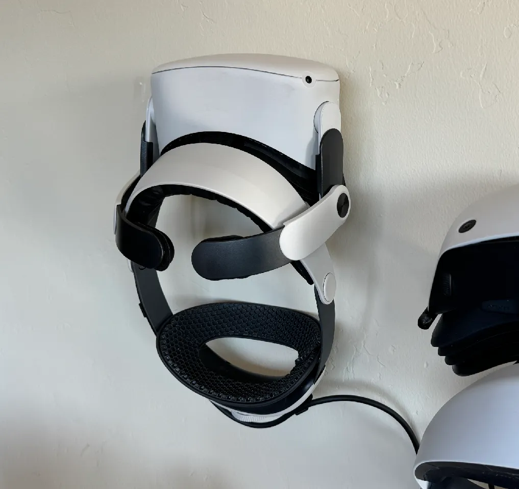 Quest Wallmount by c0d3c | Download free STL model | Printables.com